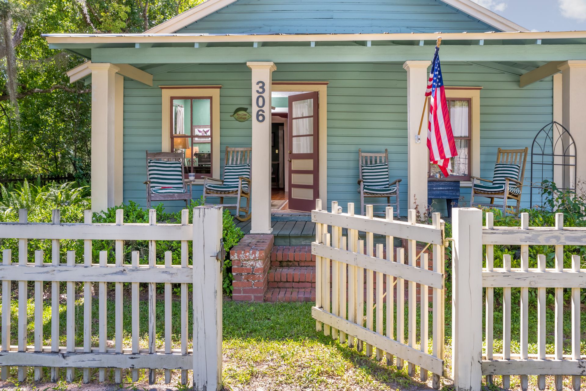 Rent a Cottage in Gainesville, FL