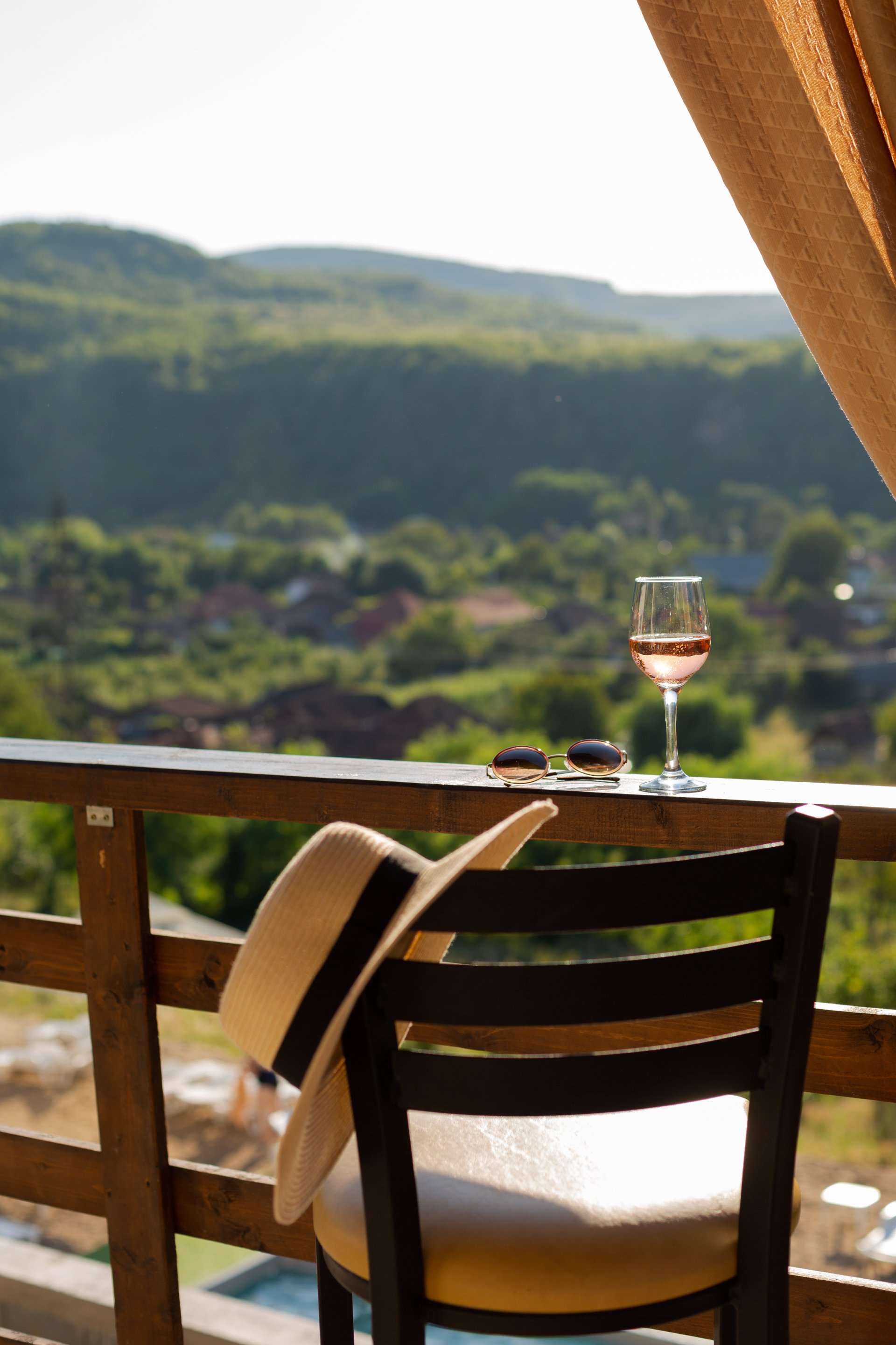 Despre La Grotta Resort - Vadu Crisului