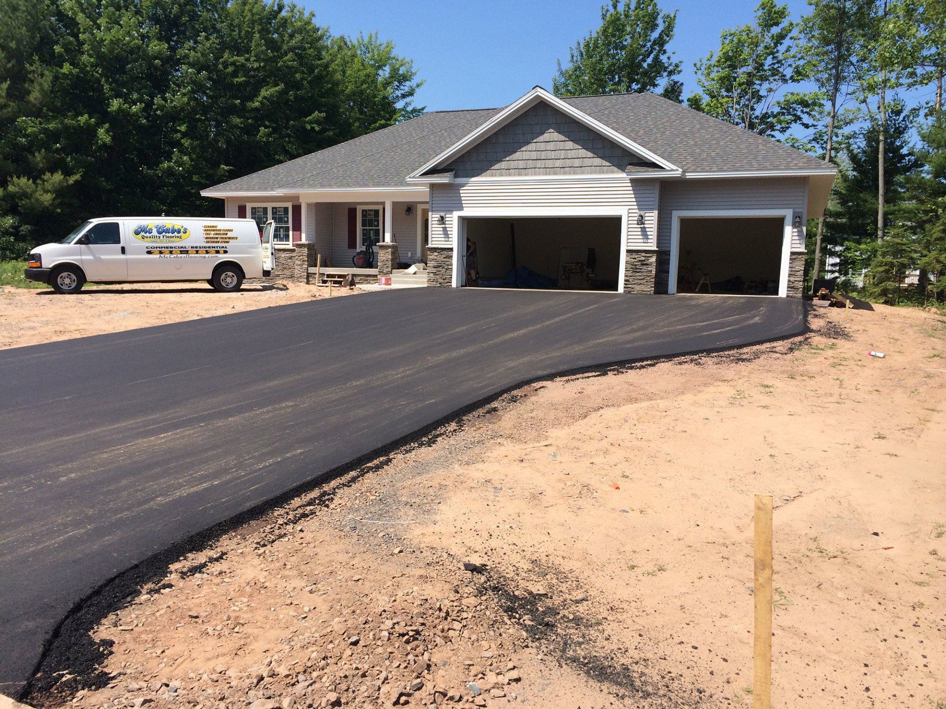 Reliable Asphalt Paving Contractor | Superior Paving Inc.