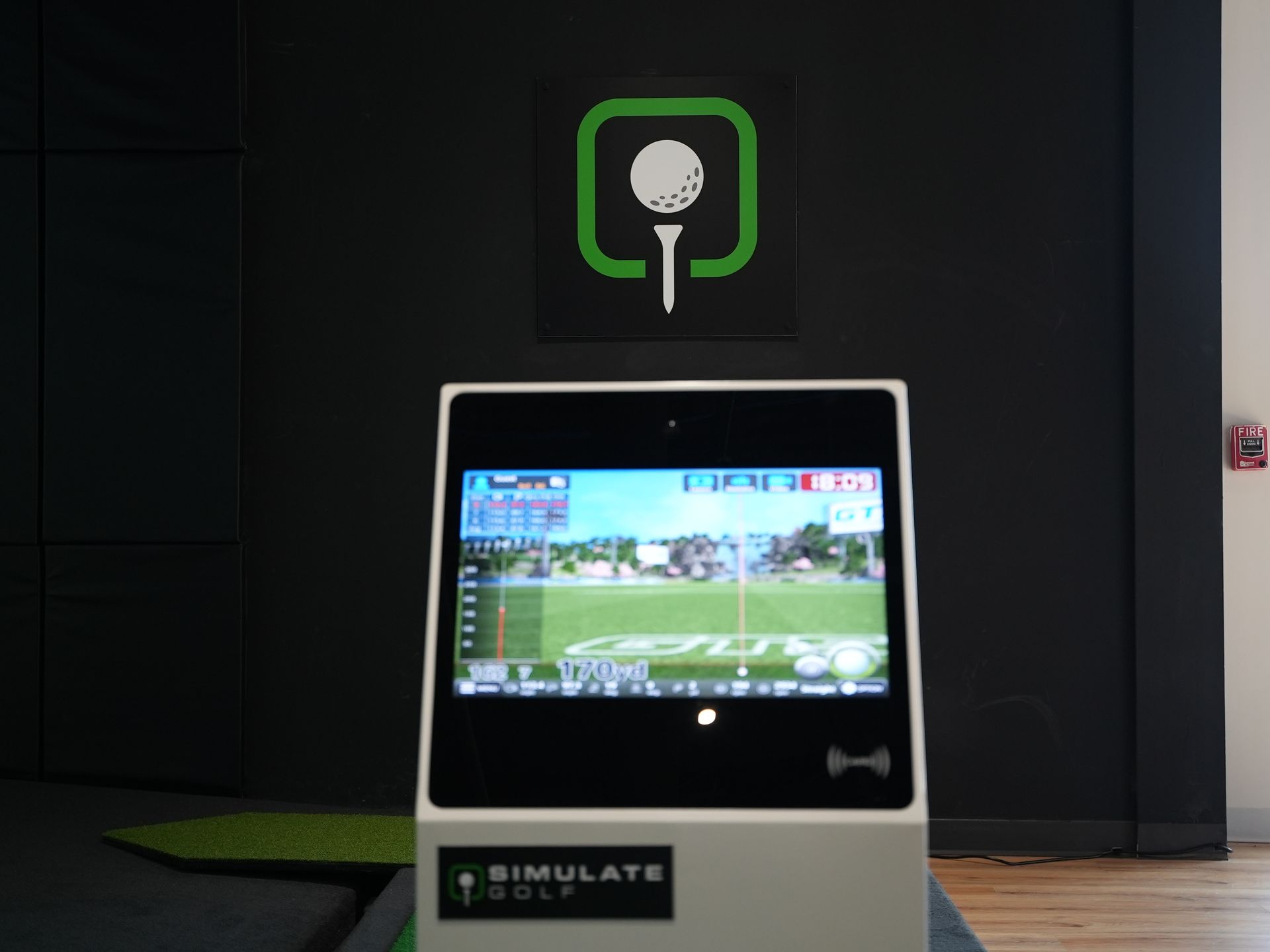 Explore Our Golf Simulators - Simulate Golf's Virtual Golf Simulator ...