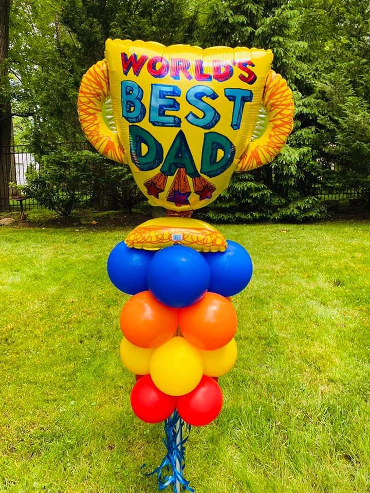 Yard & Party Poles Gallery | Isa Balloon Design