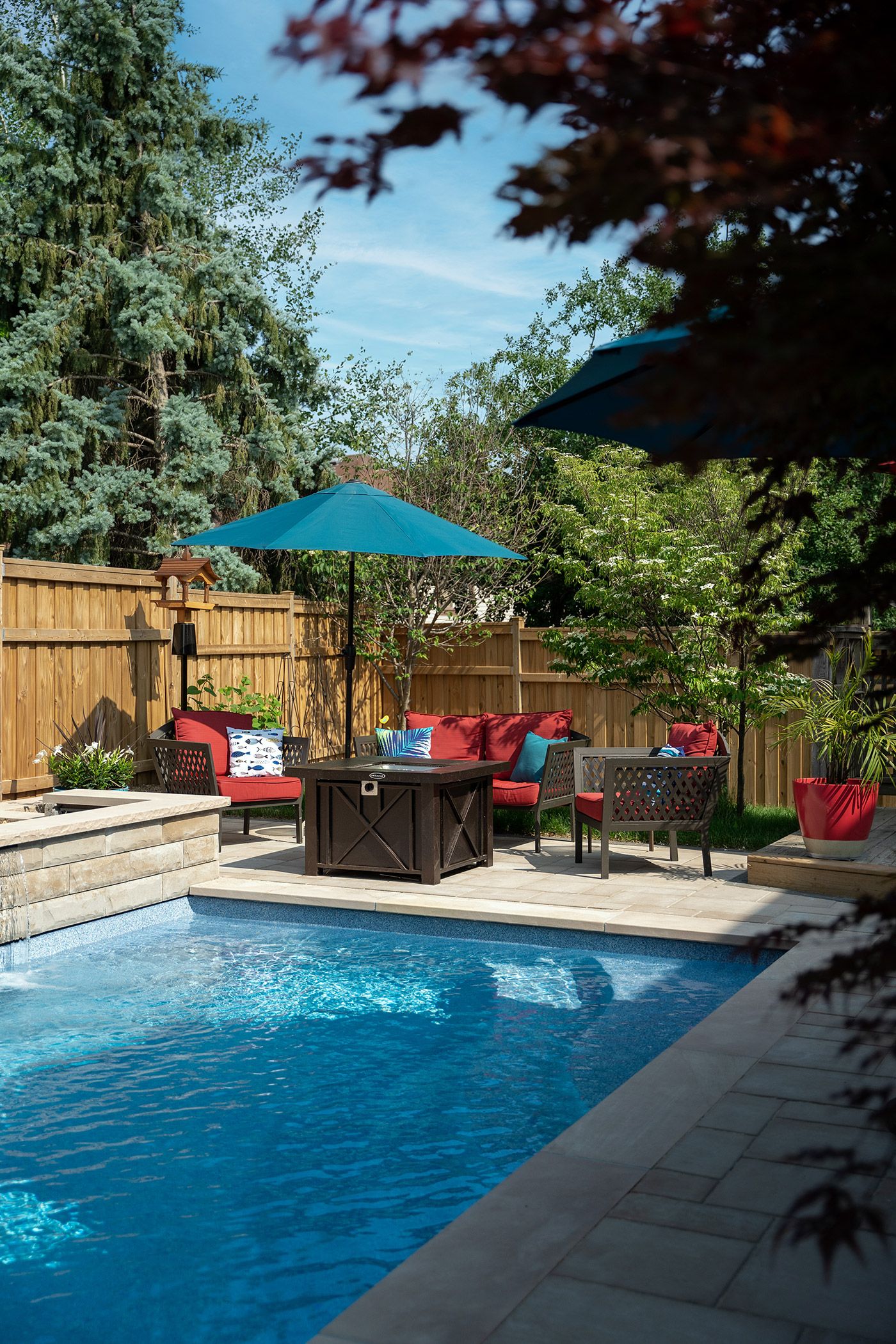 Scenic View Landscaping - Featured Projects - Resort Backyard Whitby