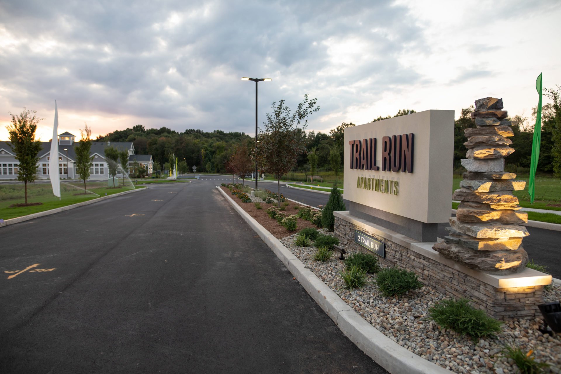 Home- TRAIL RUN VERNON, CT LUXURY APARTMENTS