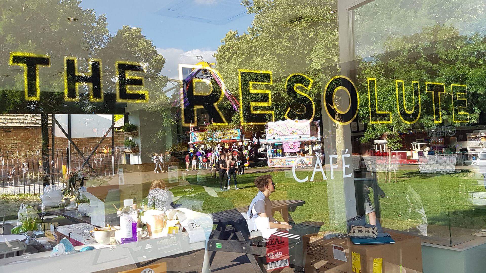 Ascot Signs Traditional Signwriter