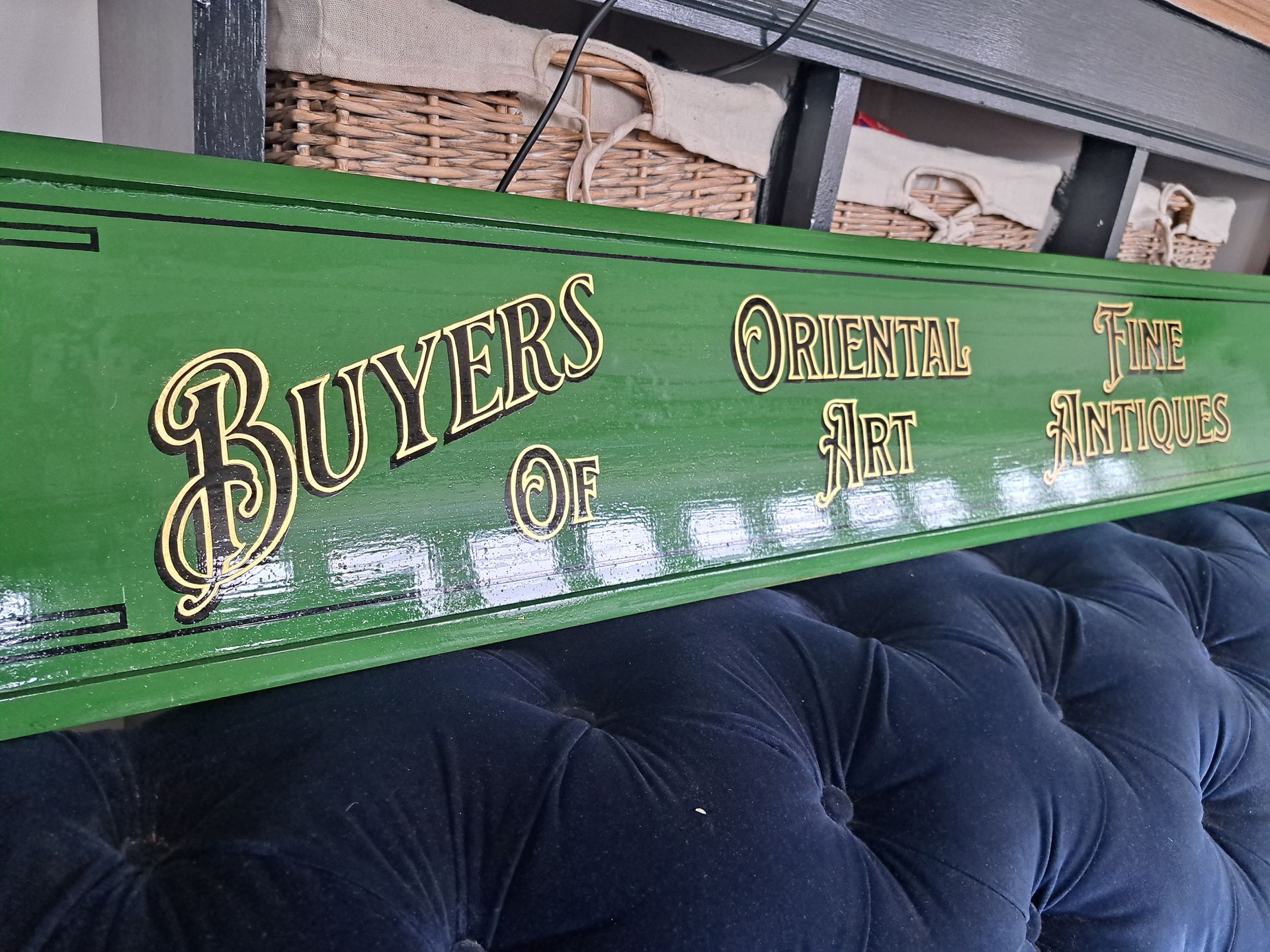 Ascot Signs Traditional Signwriter