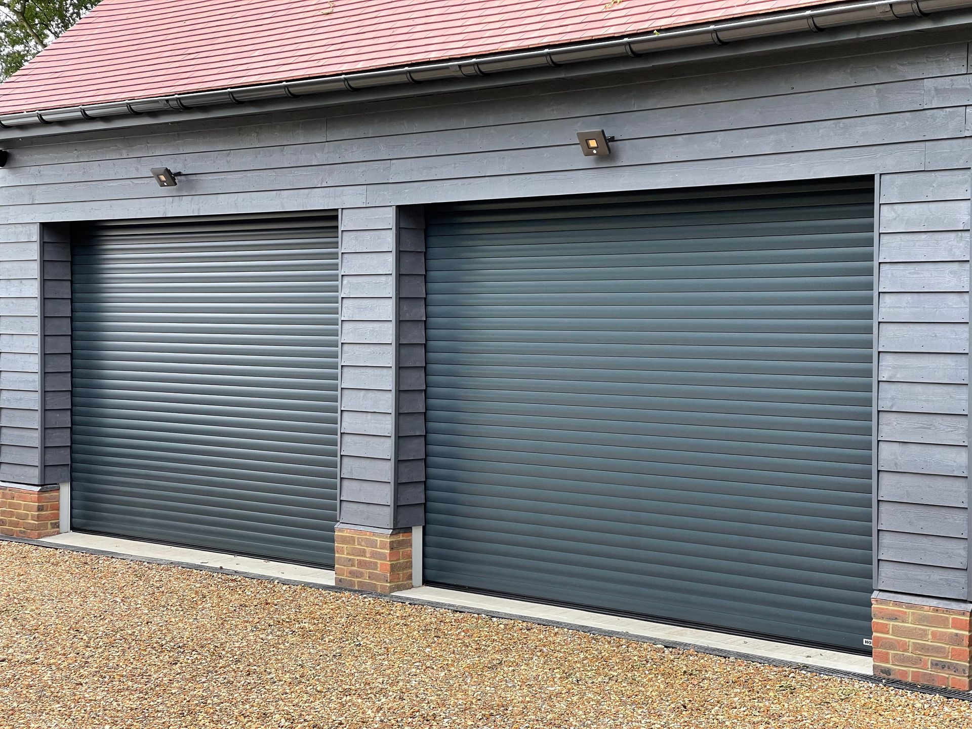 Home [www.acorngaragedoors.co.uk]