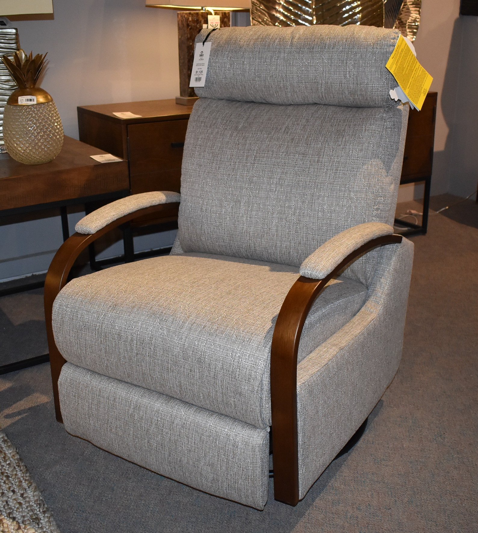 Sleepers and Chairs | Lahaina, HI | The Mind's Eye Interiors, Inc.