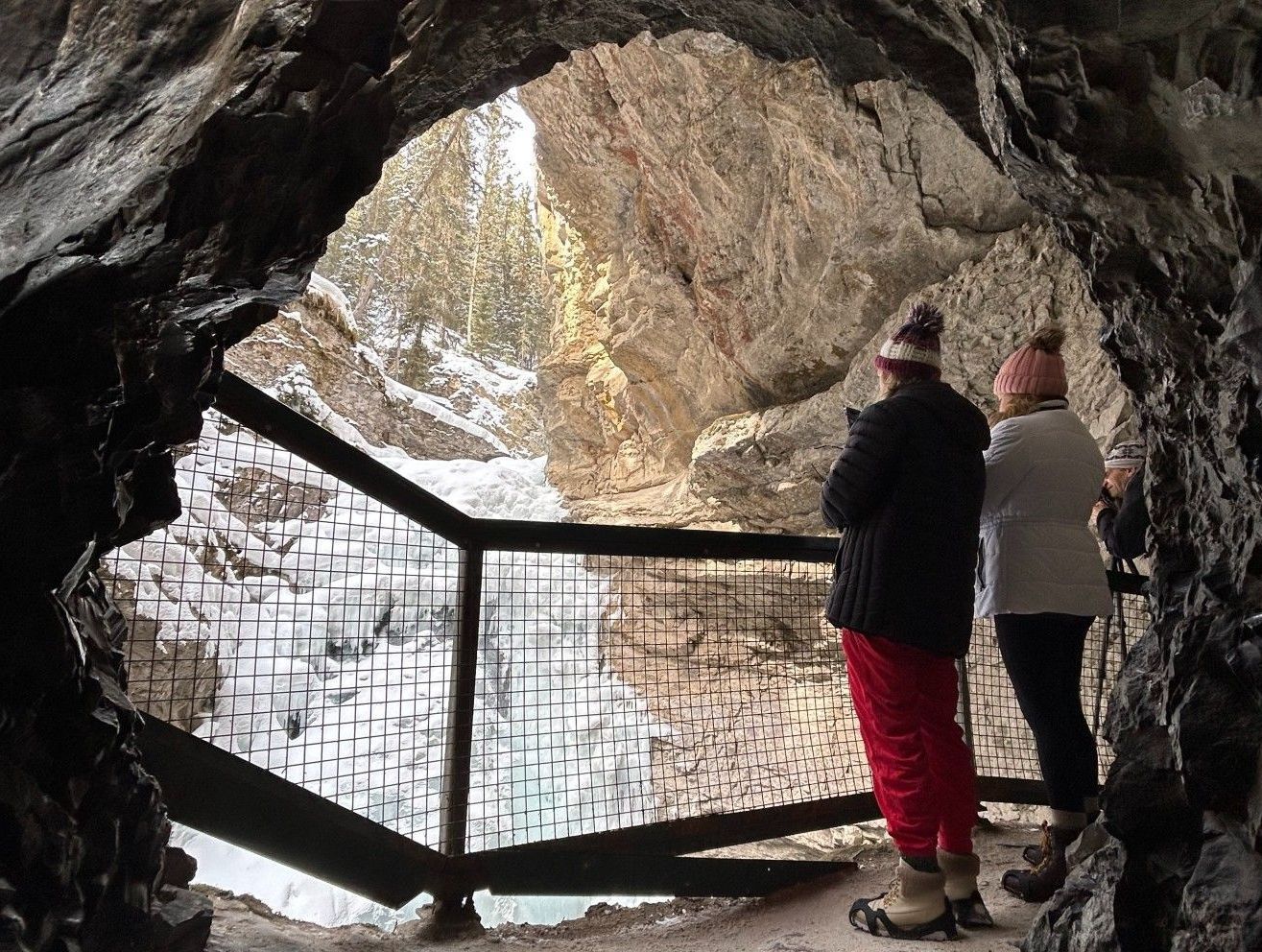 Calgary and Banff Shuttle Services: Private or Shared