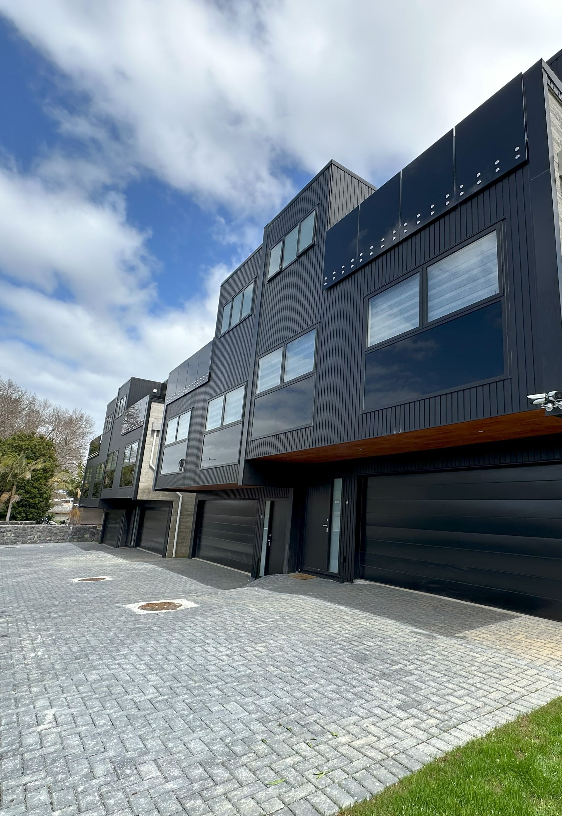 Stylish Apartment Accommodation | Royal Residency Auckland, NZ