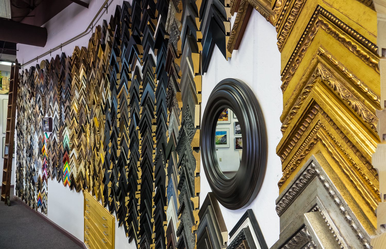 Esprit Decor Gallery & Framing - Together, We Make Memories!
