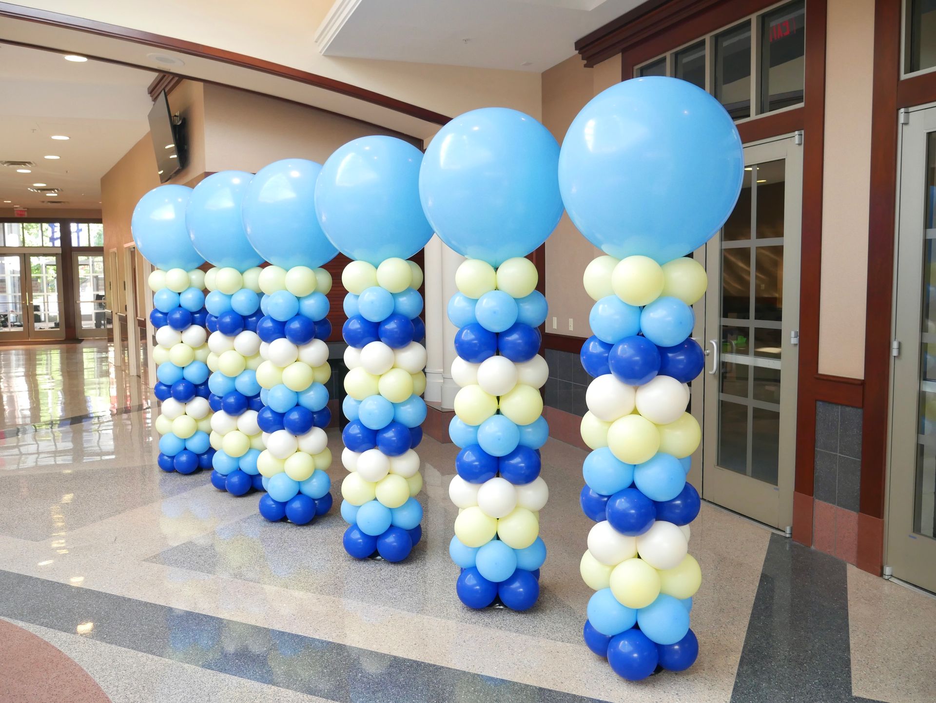 Balloon Decor Nashville | LaMarvelous
