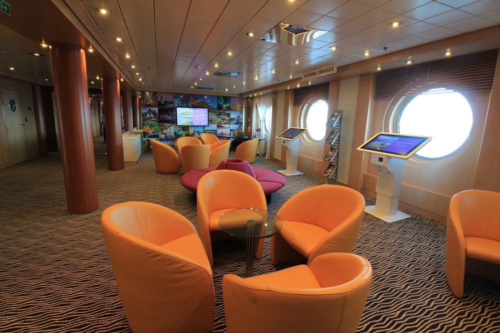 Ambition Cruise ship