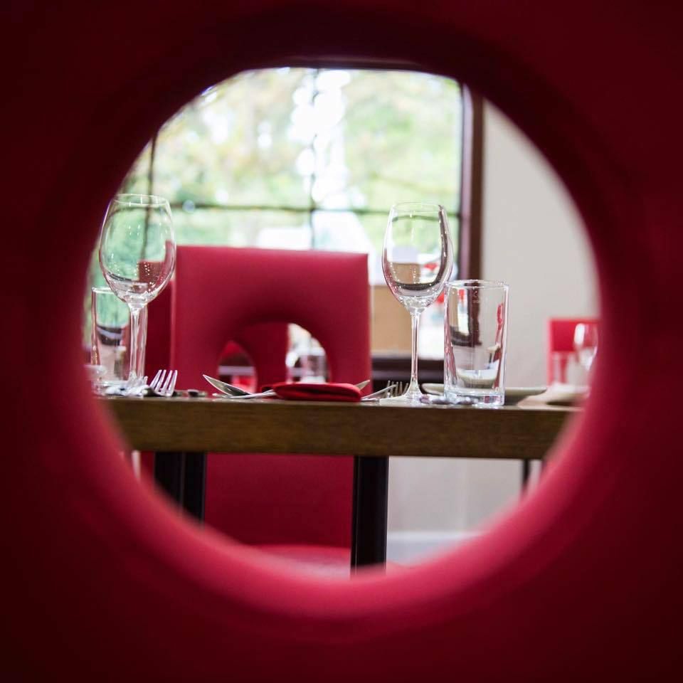 Please view RedPoppy catering services, canapes, starters, mains and sweet