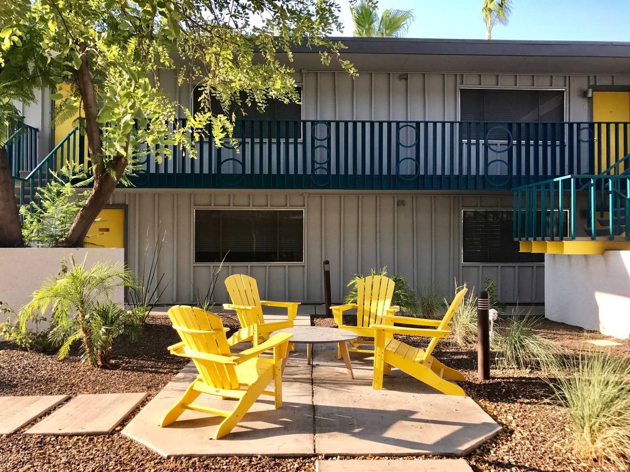 Living with Courtyard Charm At Arcadia Palms - Apartments For Rent