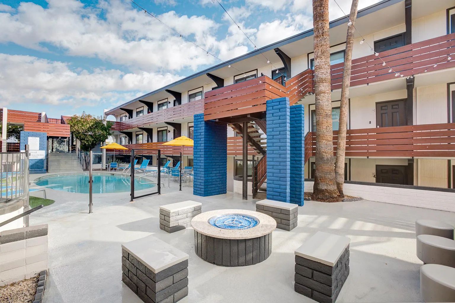 Loft Living In The Heart Of Tempe: Apache Lofts