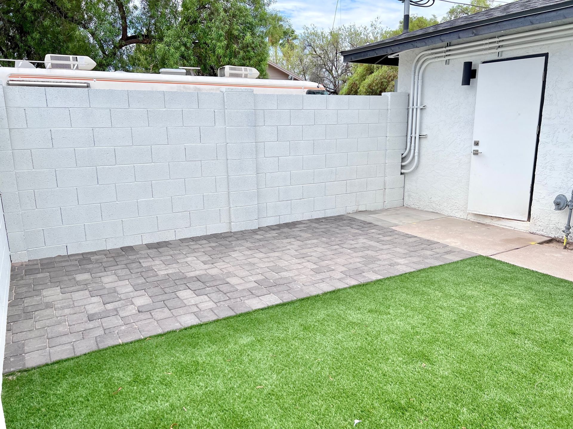 Six On 37th: Modern Apartments For Rent in the Heart of Arcadia!