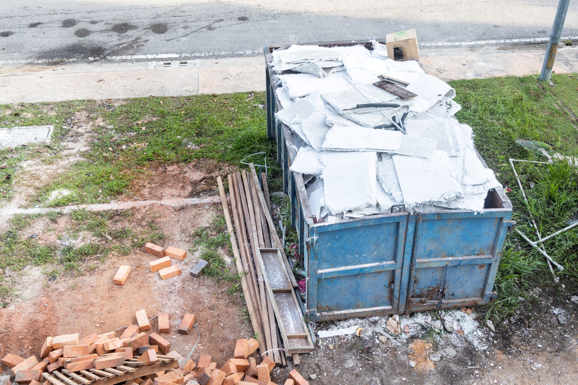 Manufacturing Materials Removal in Independence | Junk It Or Dump It