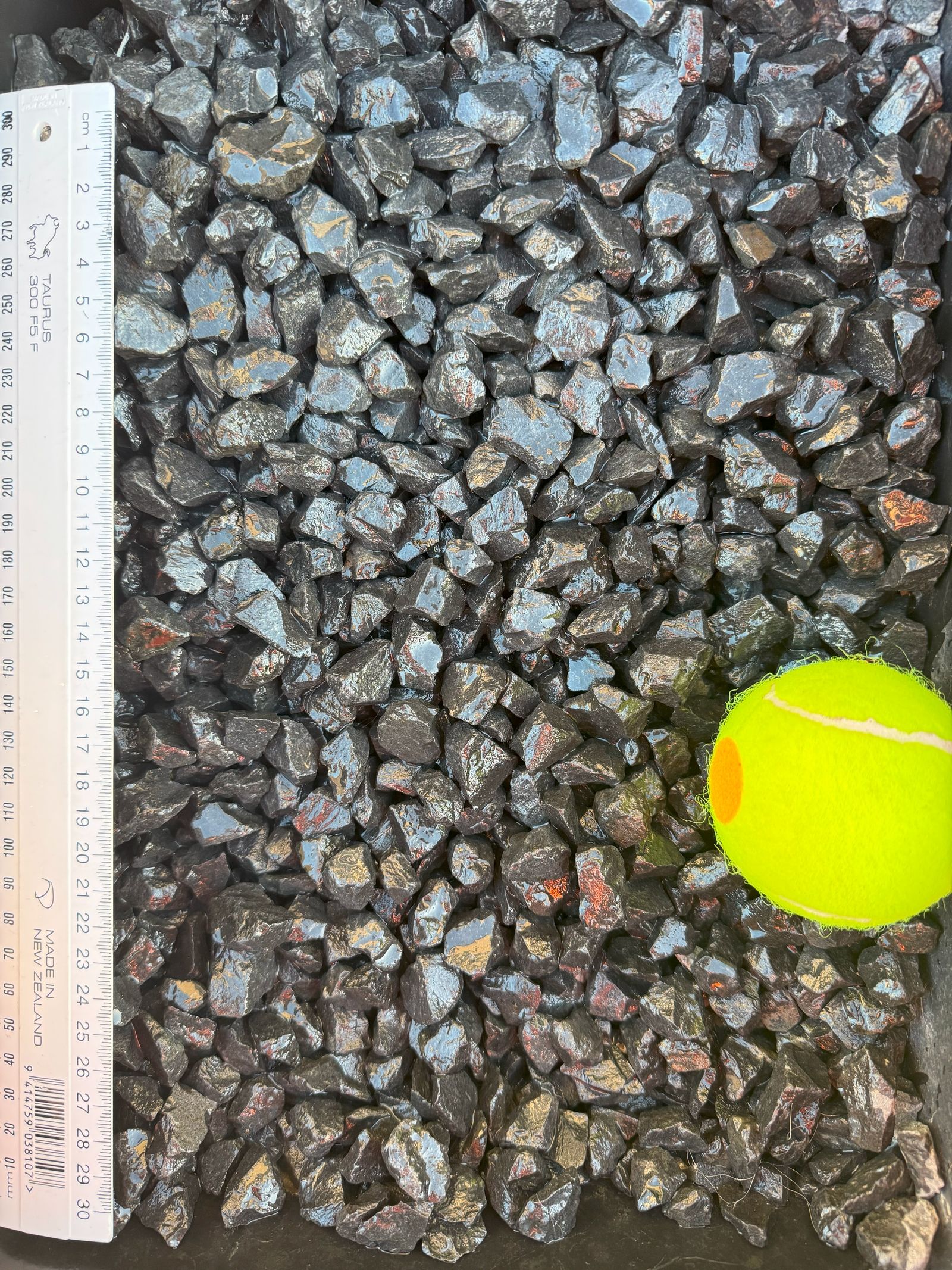 Otago Black Stone Chip | Premium Black Aggregate HB | Expressway