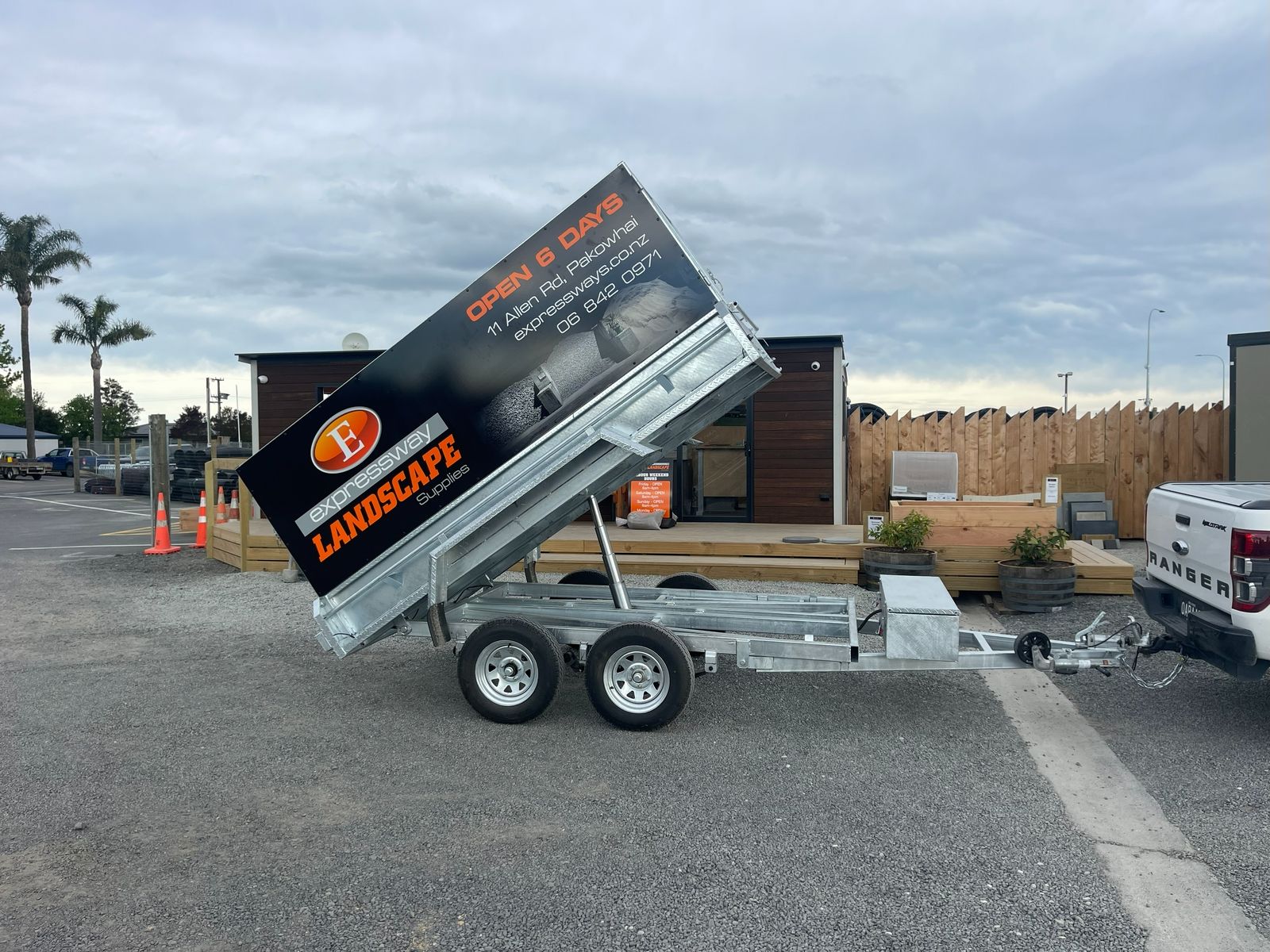 Tip Trailer Hire Hawke's Bay | Easy Unloading | Expressway