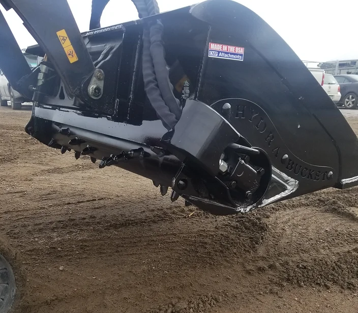 mini skid steer attachment