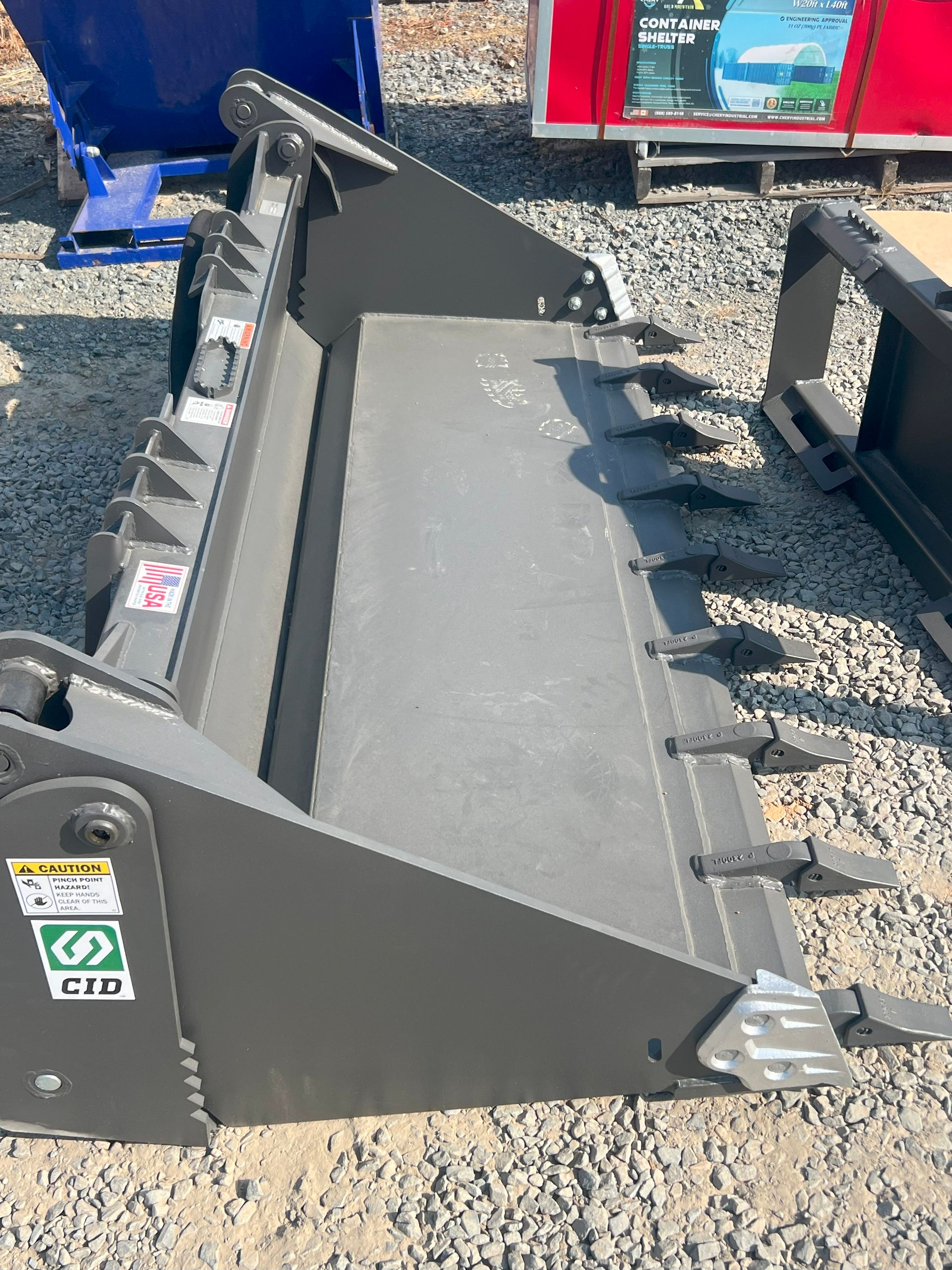 4-in-1 Combo Buckets