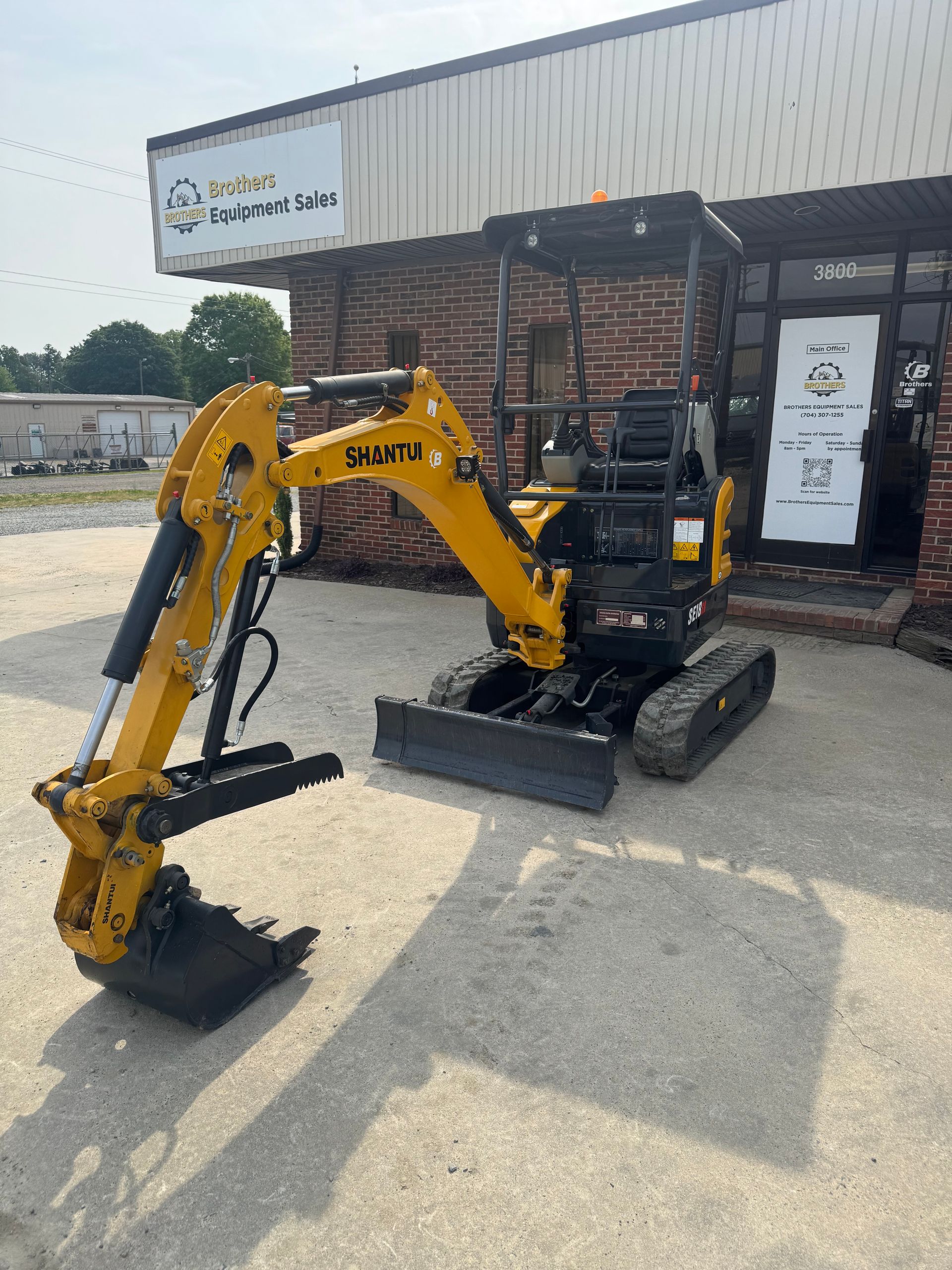 Mini Excavators | Brothers Equipment Sales
