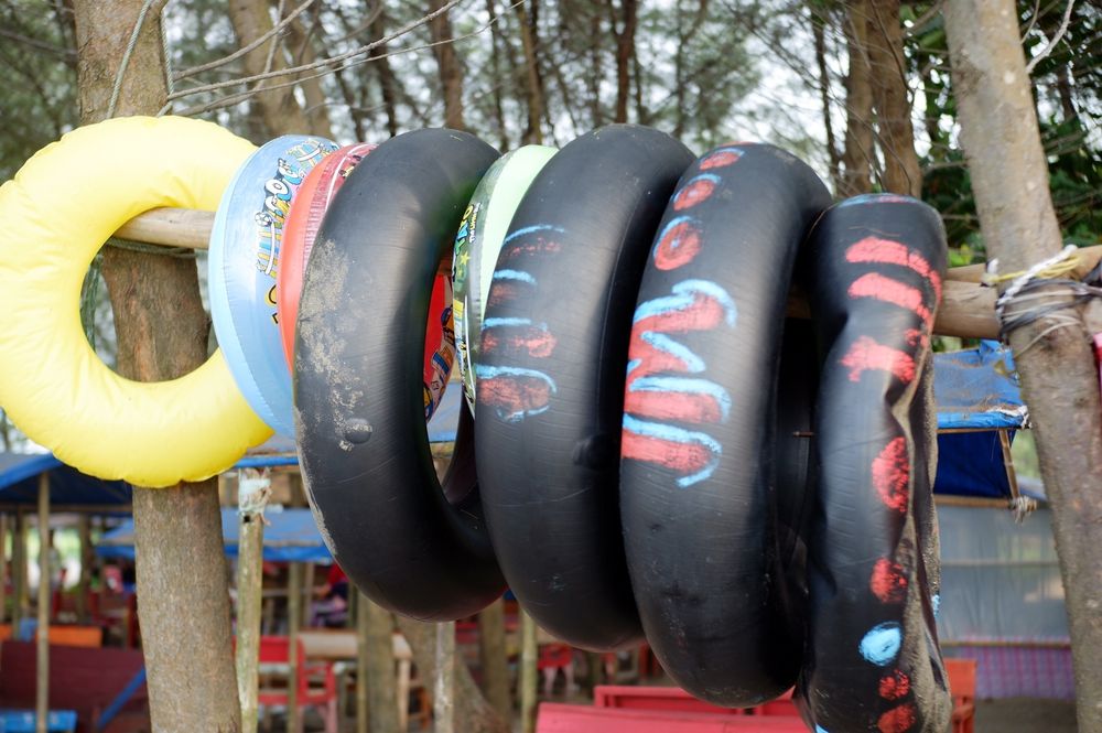 Is An Inner Tube Float Trip More Enjoyable Than Rafting?