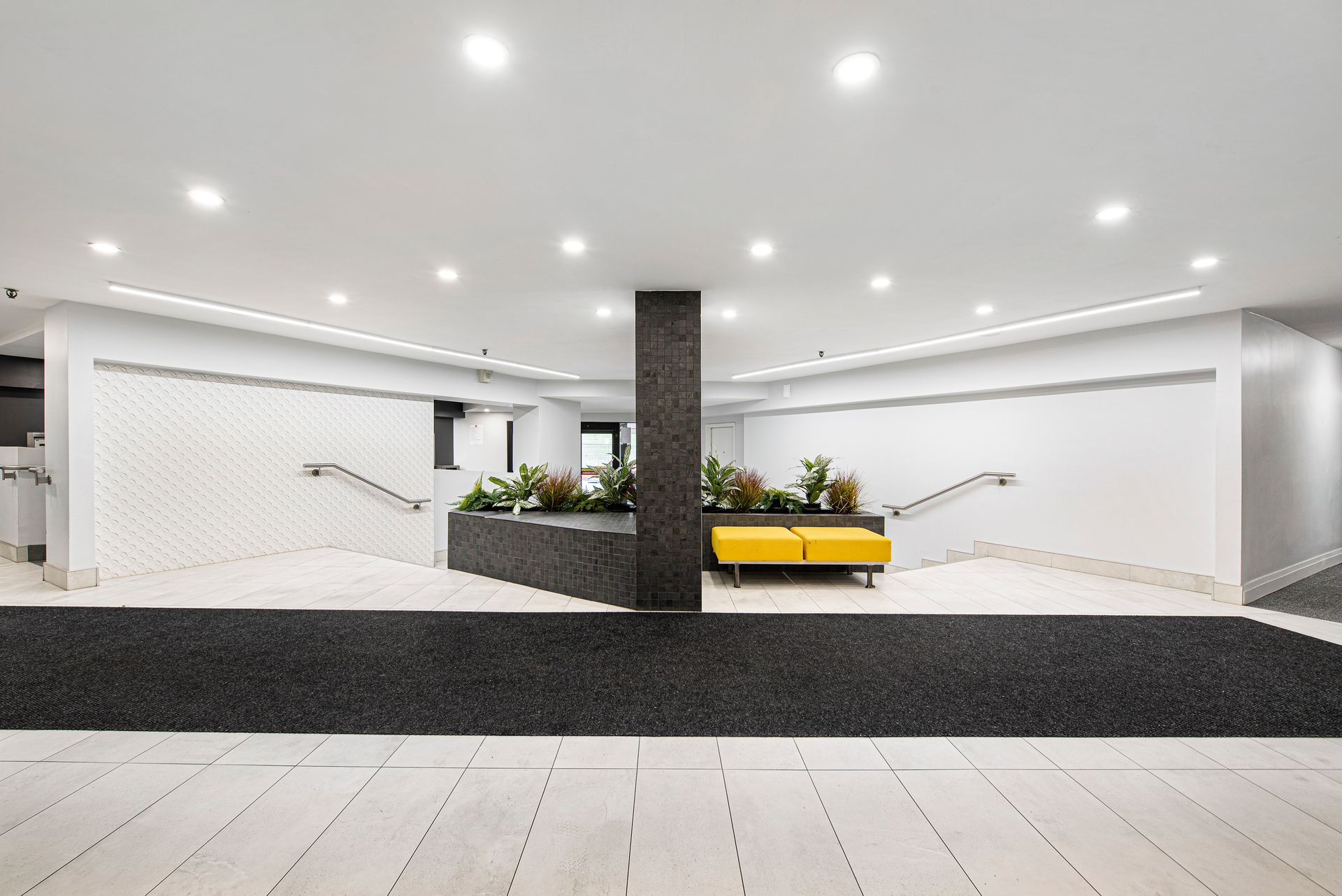 Suite and Building Pictures | Gallery, 2757 Kipling Avenue