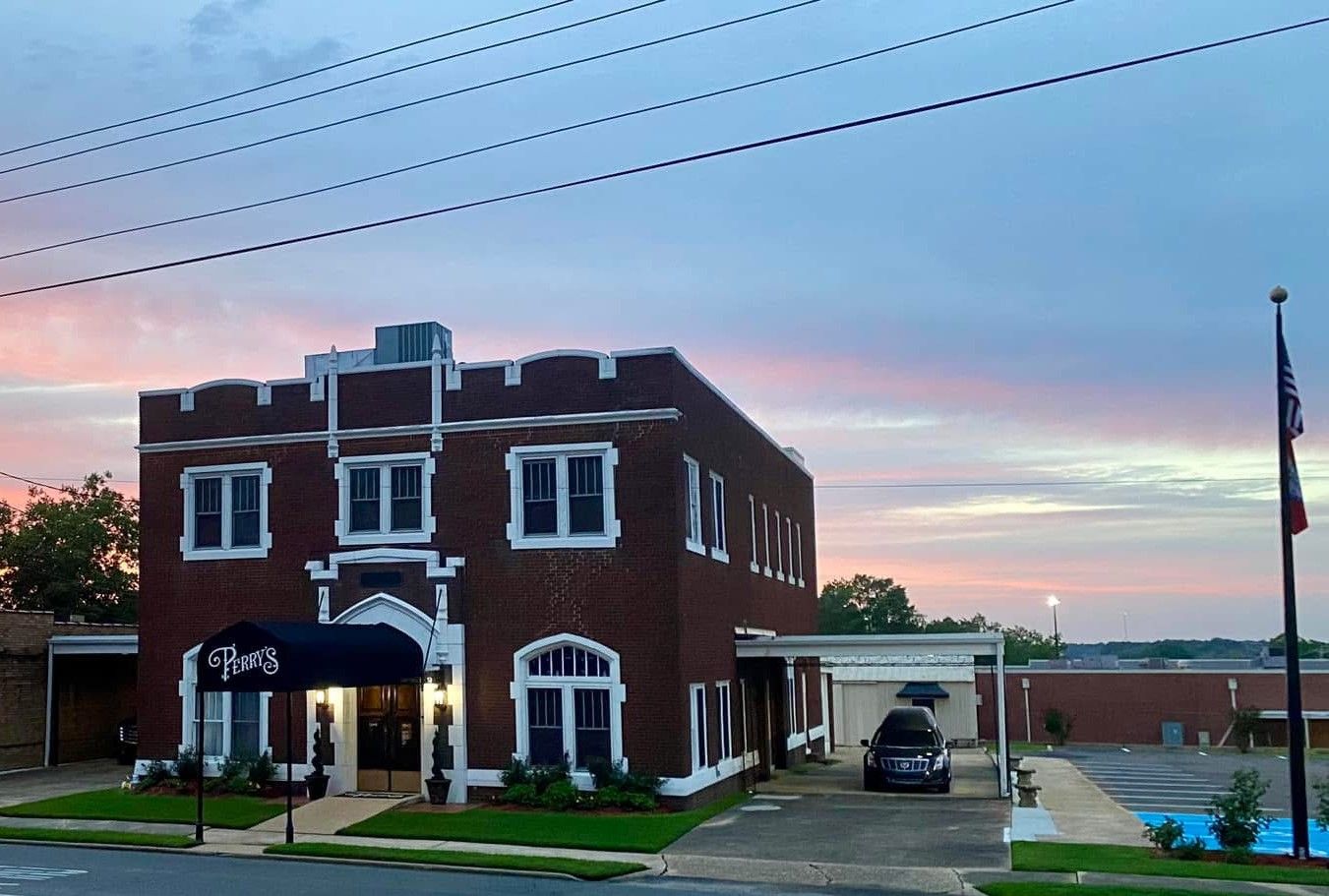 Perry's Funeral Chapel | El Dorado, AR