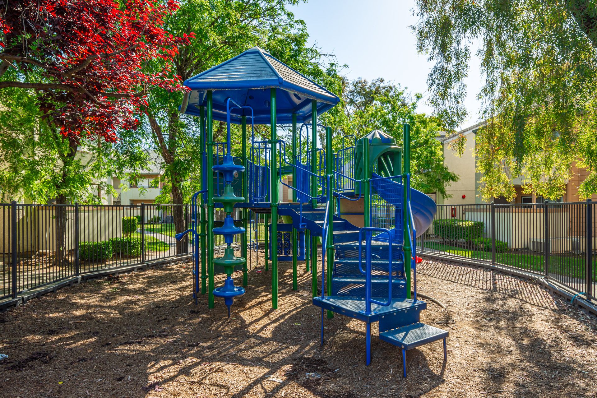 Carmel Pointe Apartments