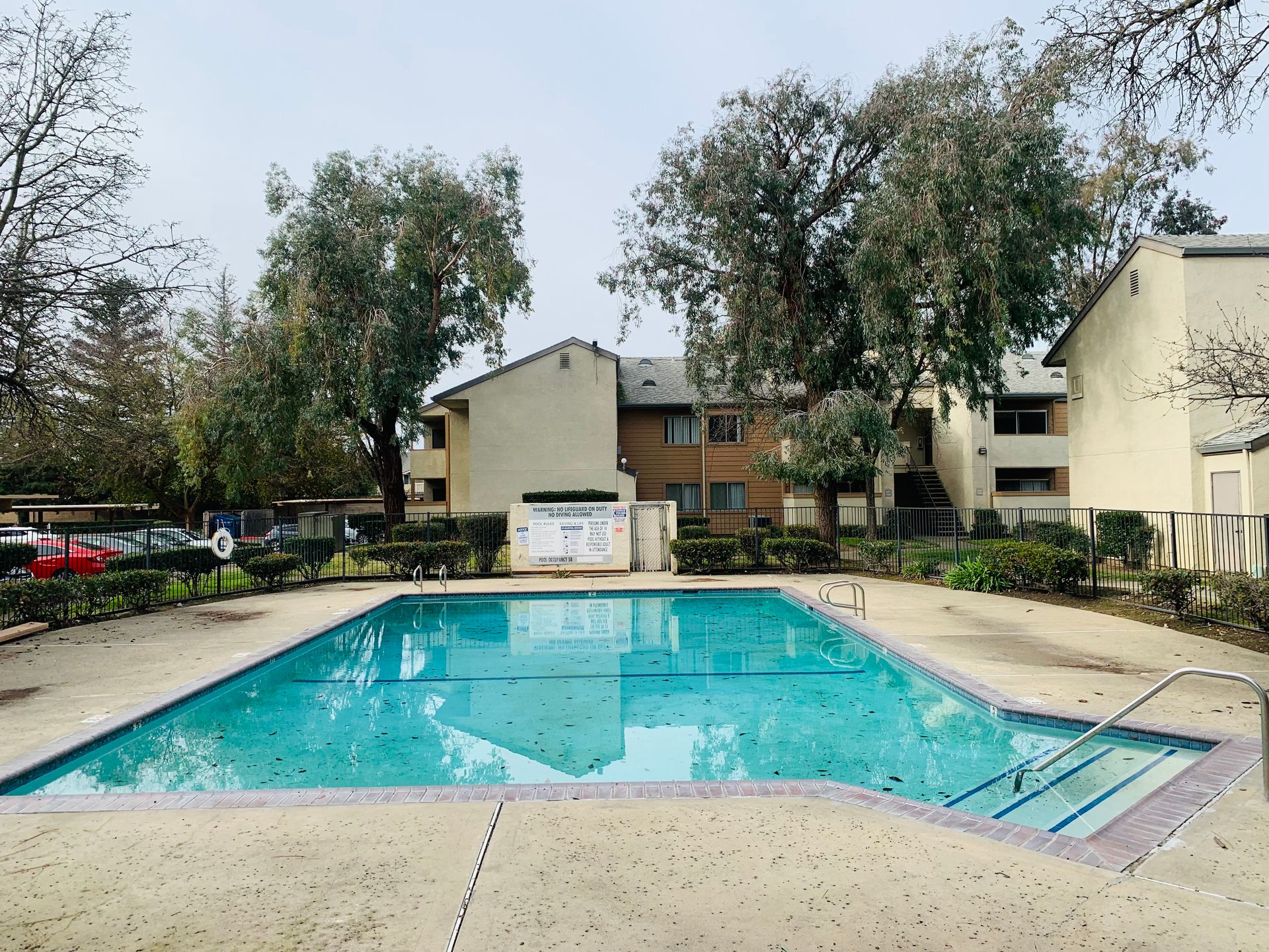 Carmel Pointe Apartments