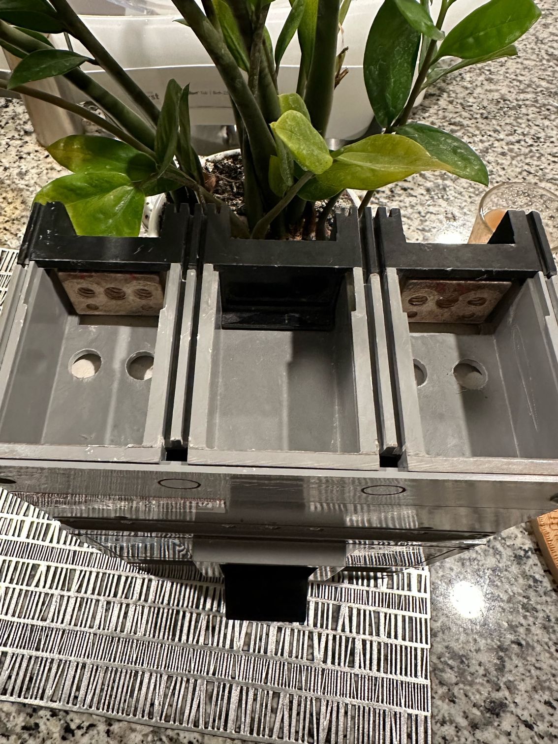 SIEMENS SENTRON SERIES LXD63B600 3 POLE 600A 600V MAX CIRCUIT BREAKER