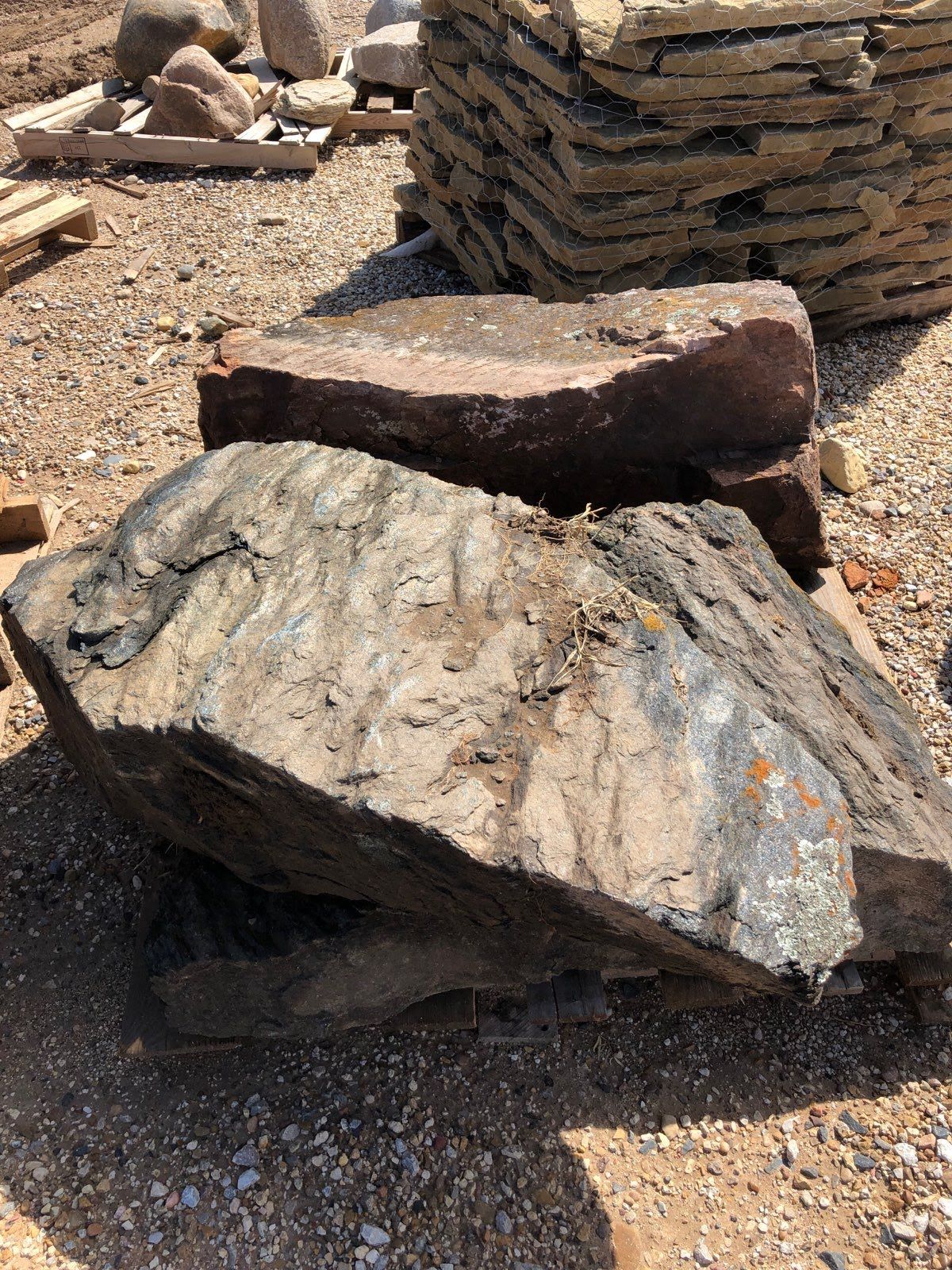 Boulder Gallery | Texas Rock and Flagstone