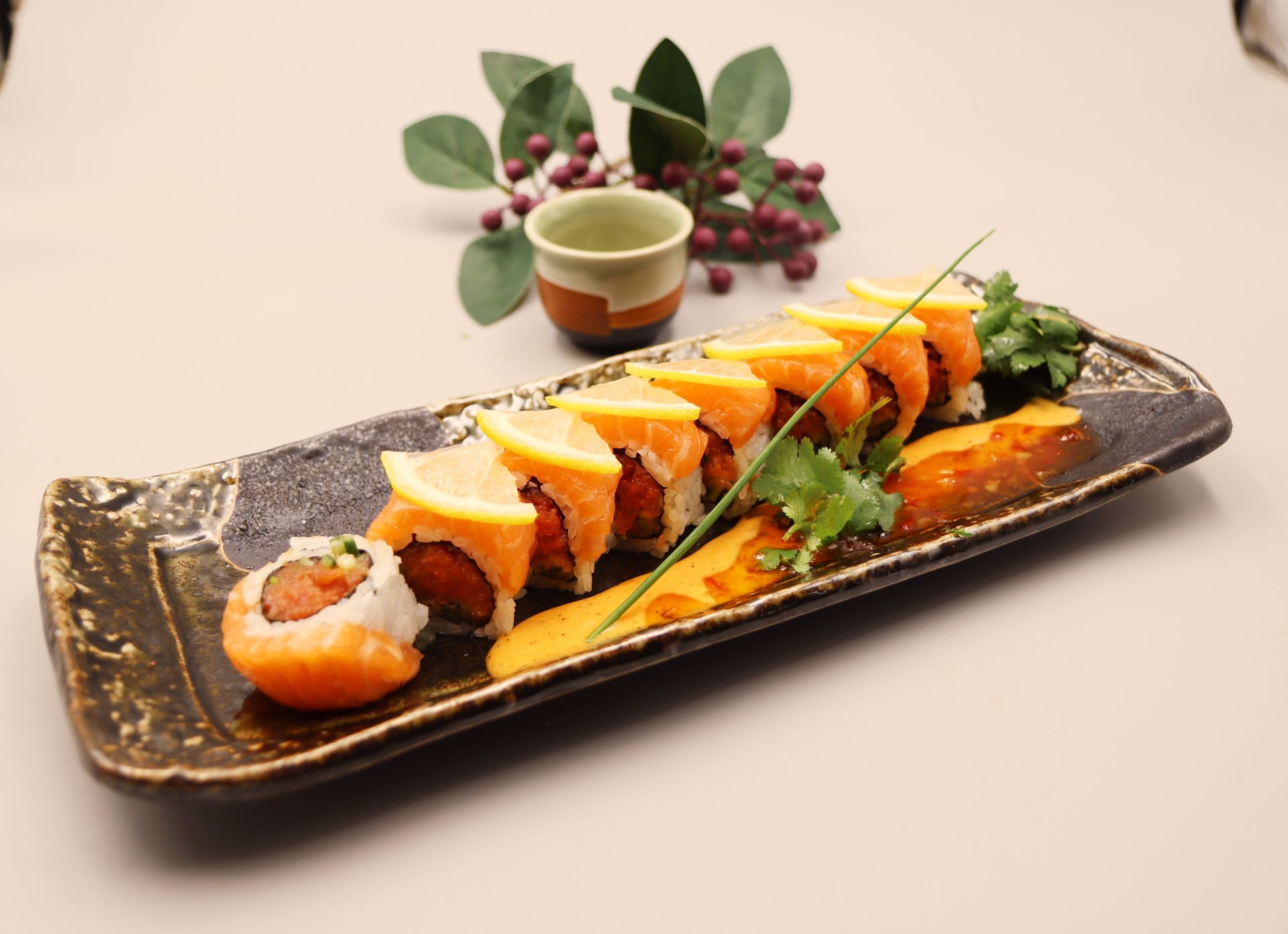 HOME [www.sushikokoromontereypark.com]