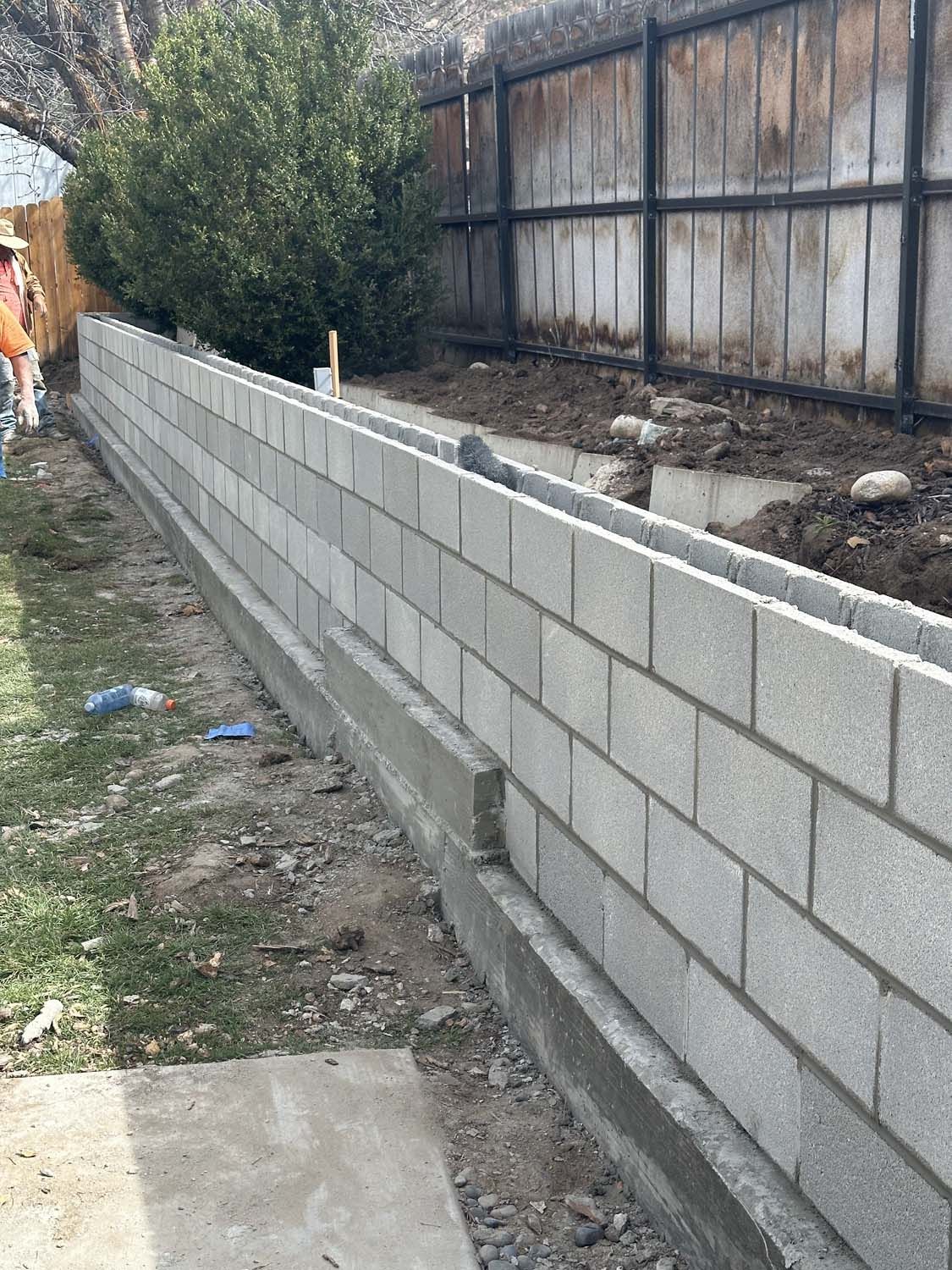 Retaining Walls | Leilani Concrete & Landscape