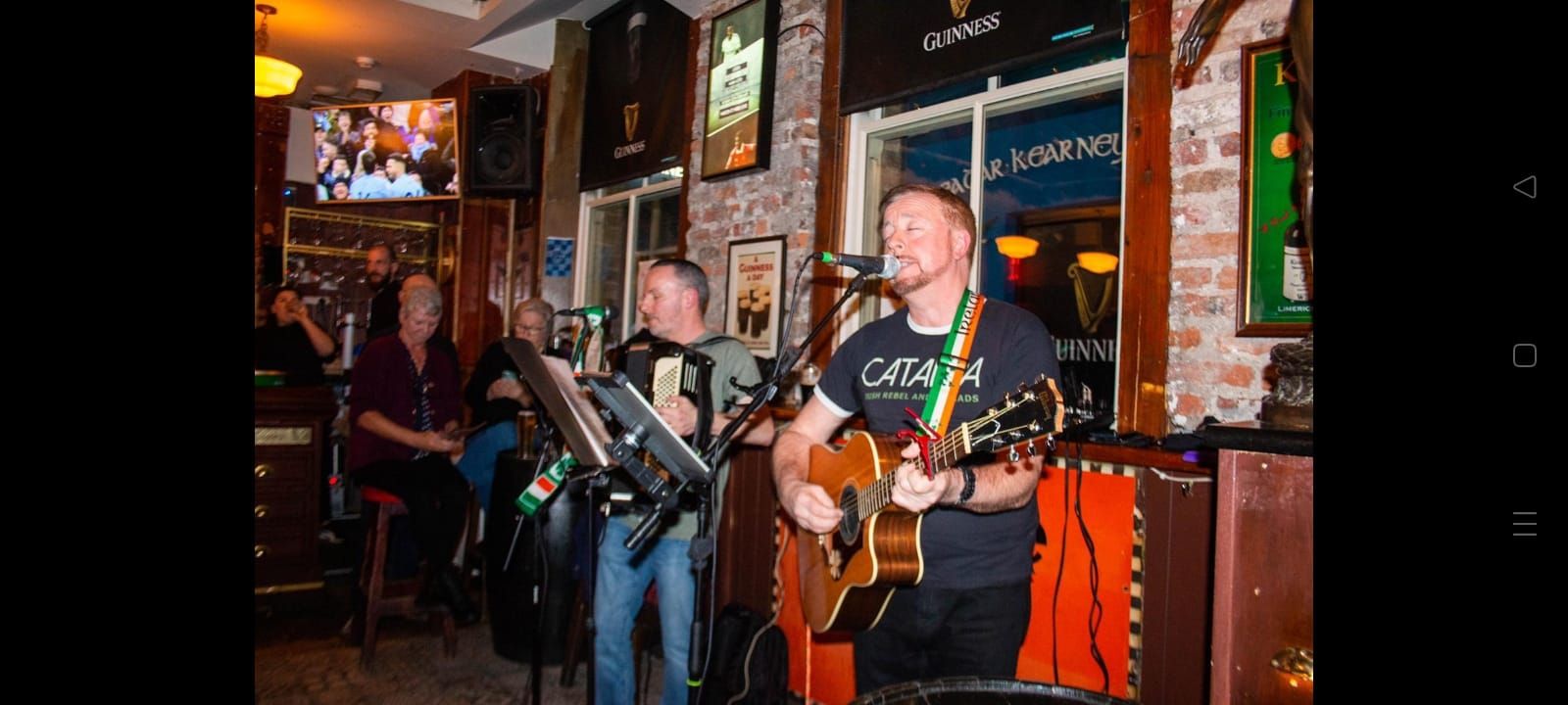Peadar Kearneys Irish Pub