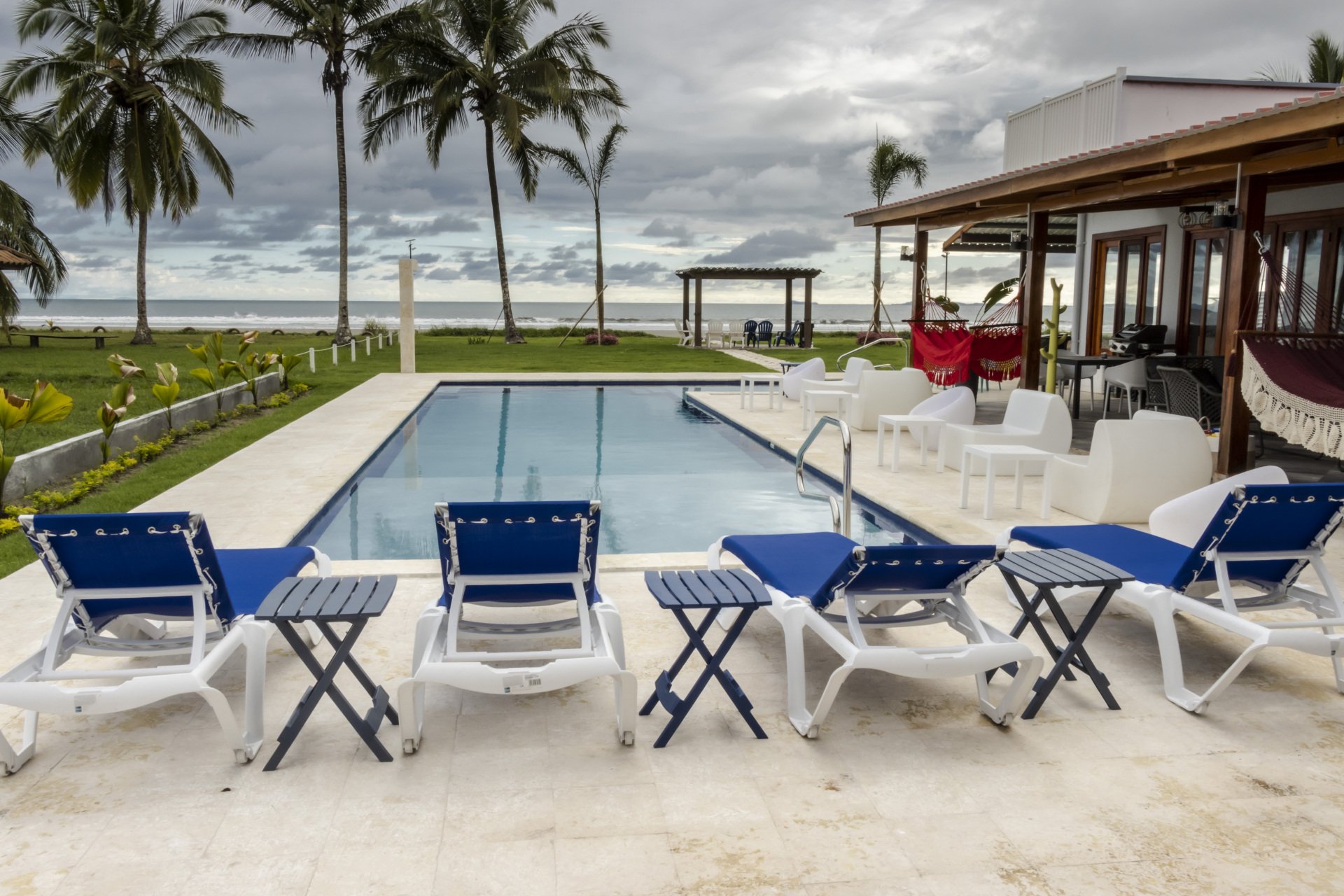 Playa Las Lajas | Donde Emy Beach and Hill House | CHIRIQUI-PANAMÁ