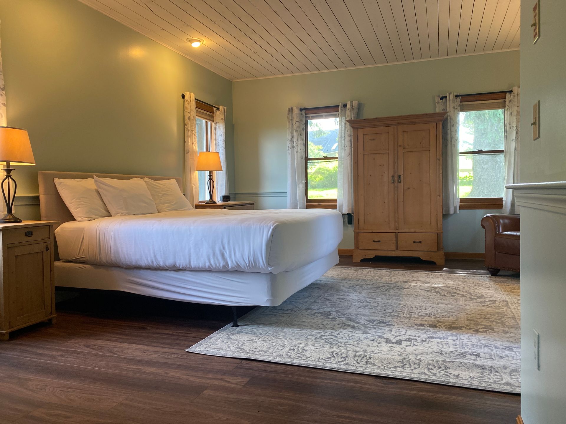 The Wildflower Inn Vermont | Burke Mountain Hotels