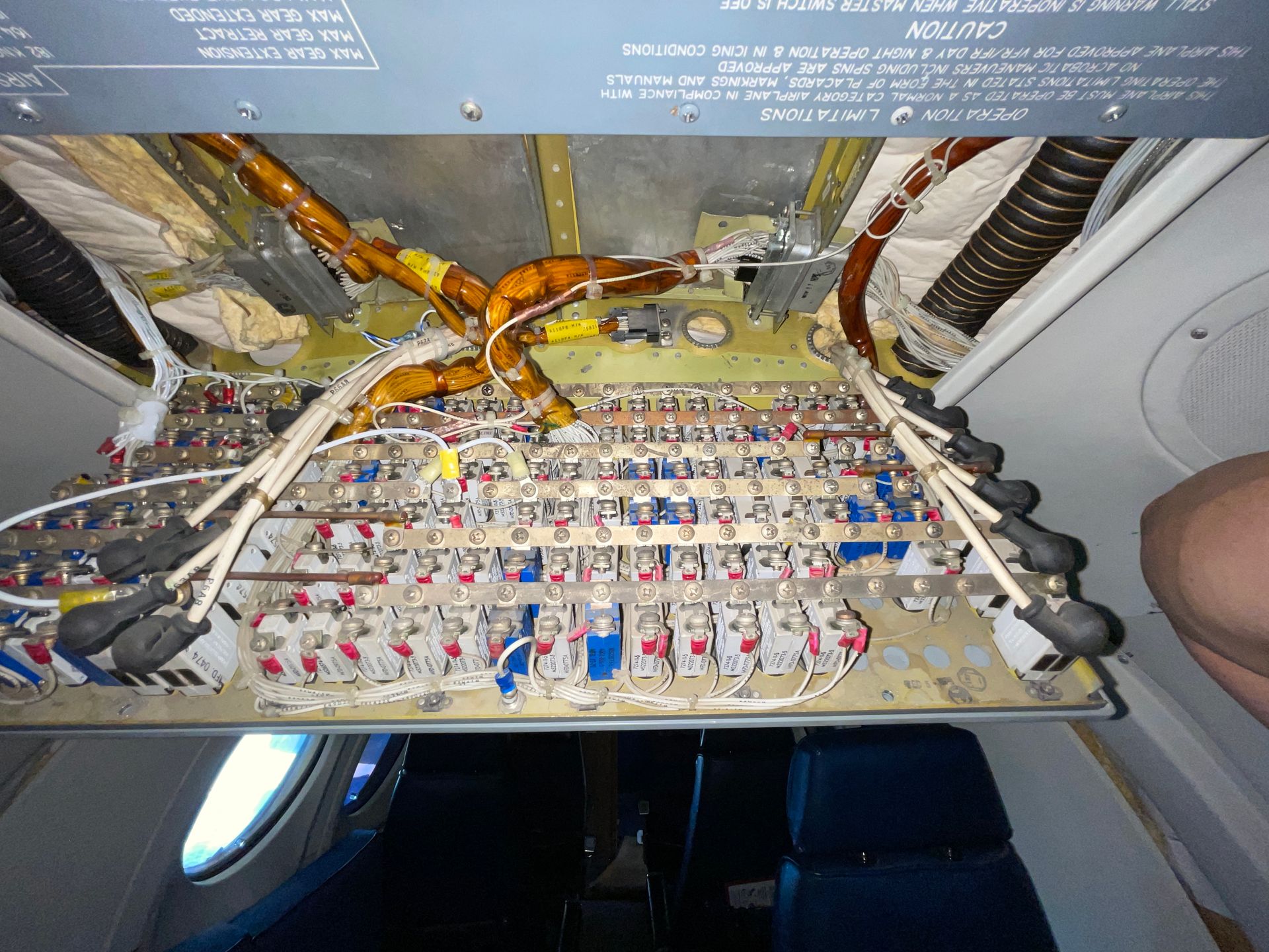 Avionics Engineering for Business Jet l MT Avionics