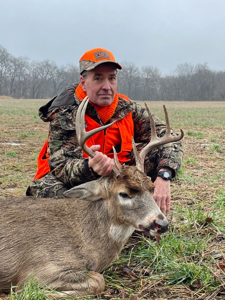 Kansas Trophy Whitetail Deer Hunting | CK Outfitters