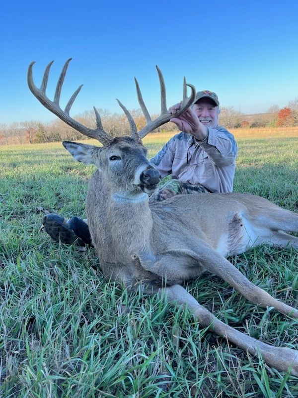 Kansas Trophy Whitetail Deer Hunting | CK Outfitters