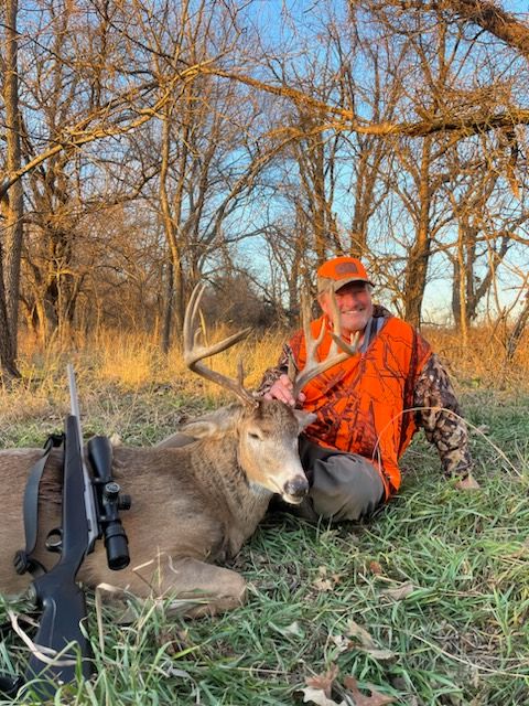 Kansas Trophy Whitetail Deer Hunting | CK Outfitters