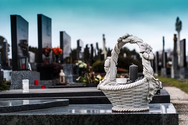 How Funeral Homes Handle Long-Distance Arrangements