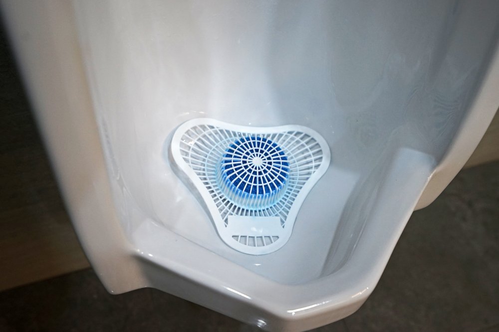 Urinal Deep Cleaning | Victoria wide | RCC Washroom Services