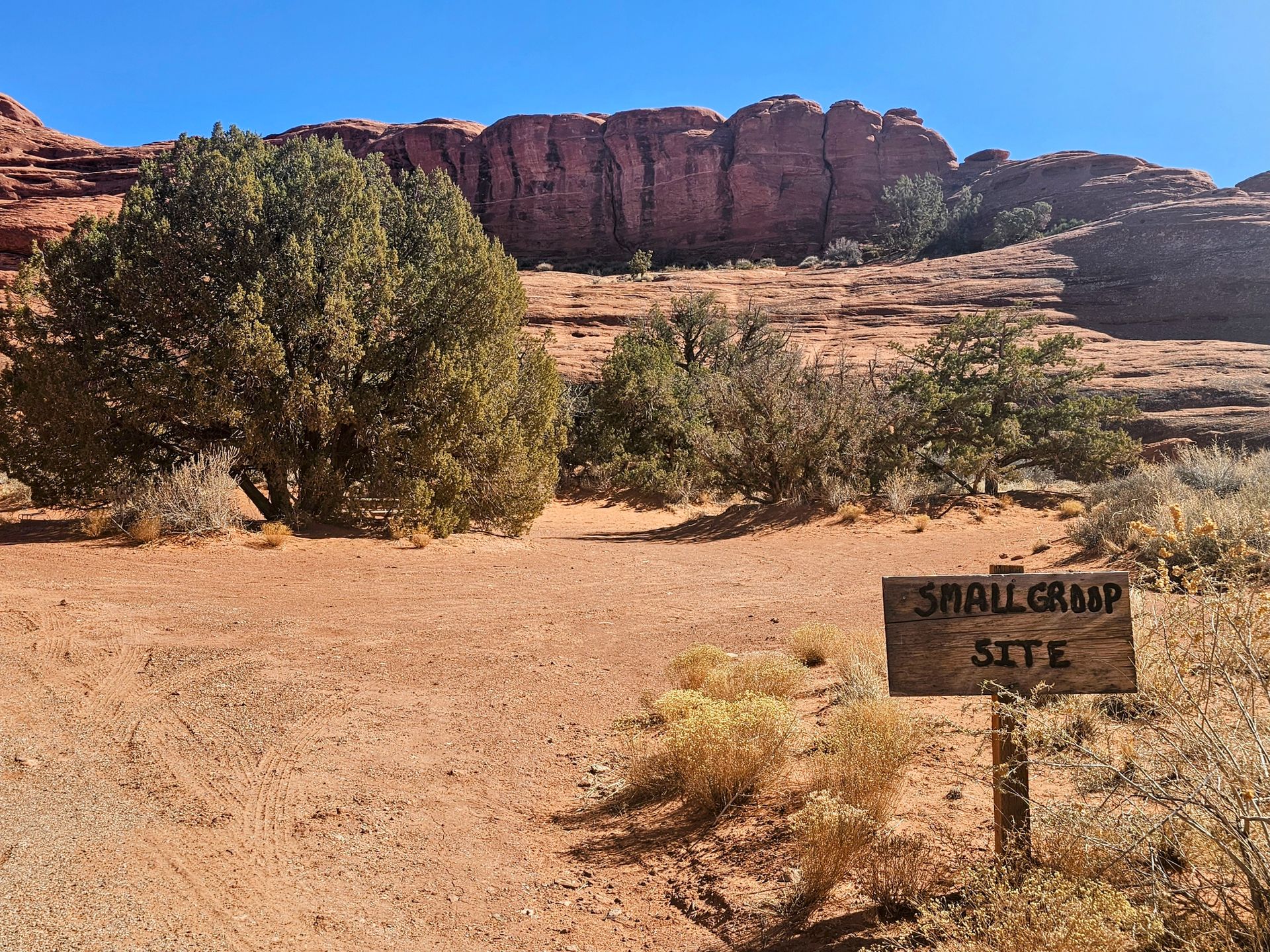 Authentic Desert Camping - Needles Outpost Campground
