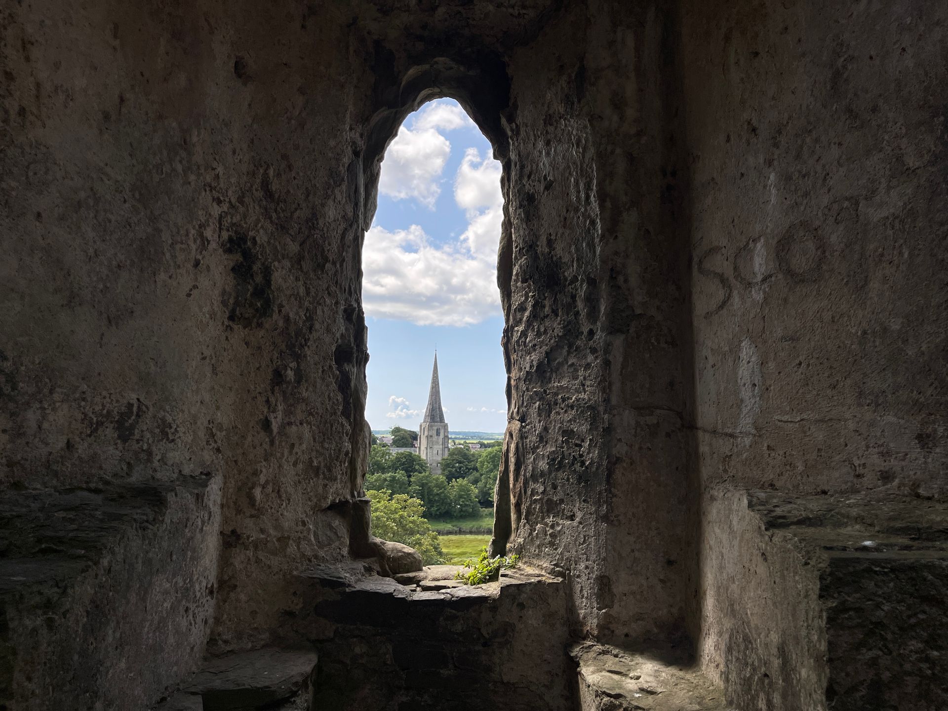 Ultimate Guide to Kidwelly Castle - Trist & Kez