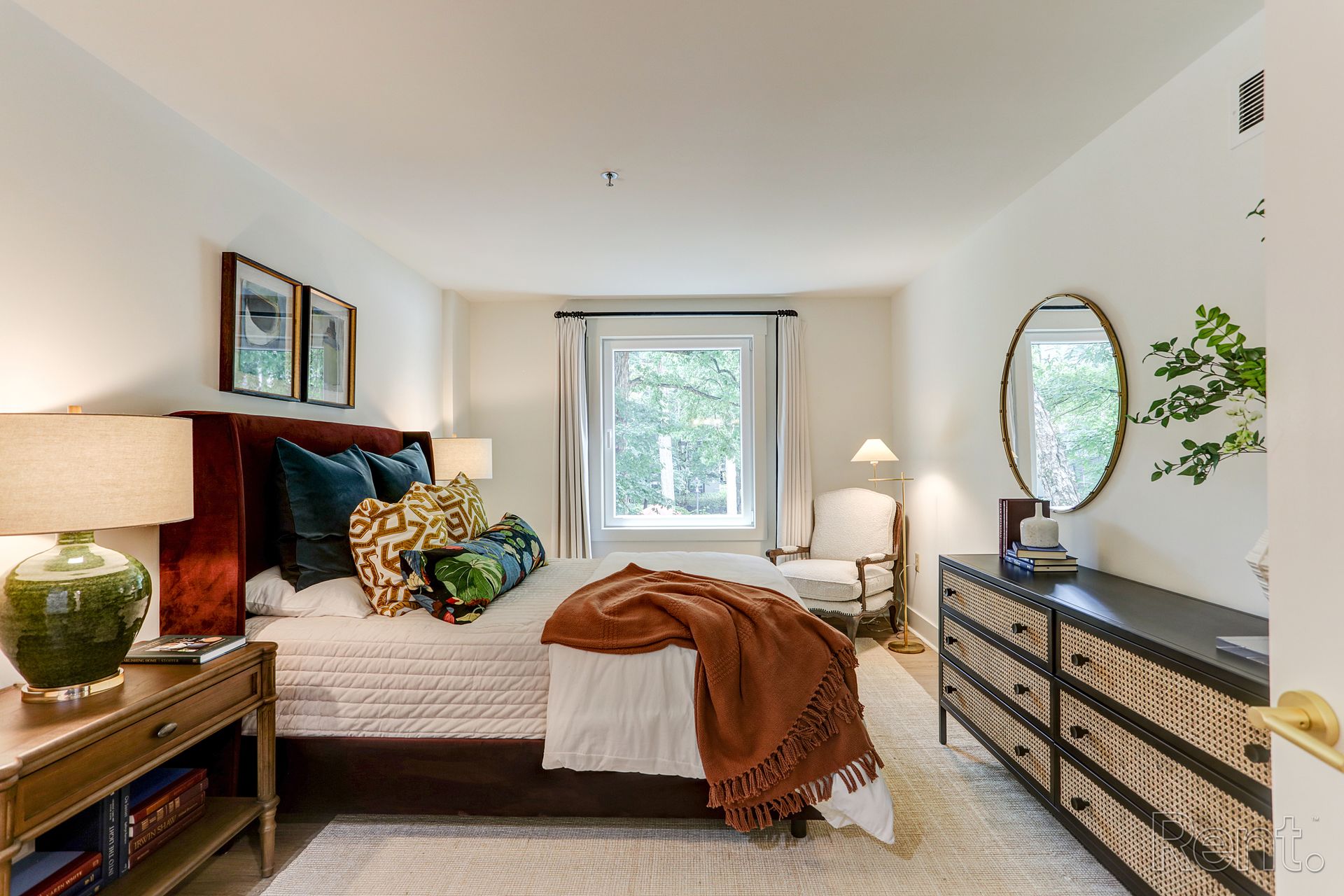 55+ Senior Apartments in Decatur, GA | Clairmont Crest