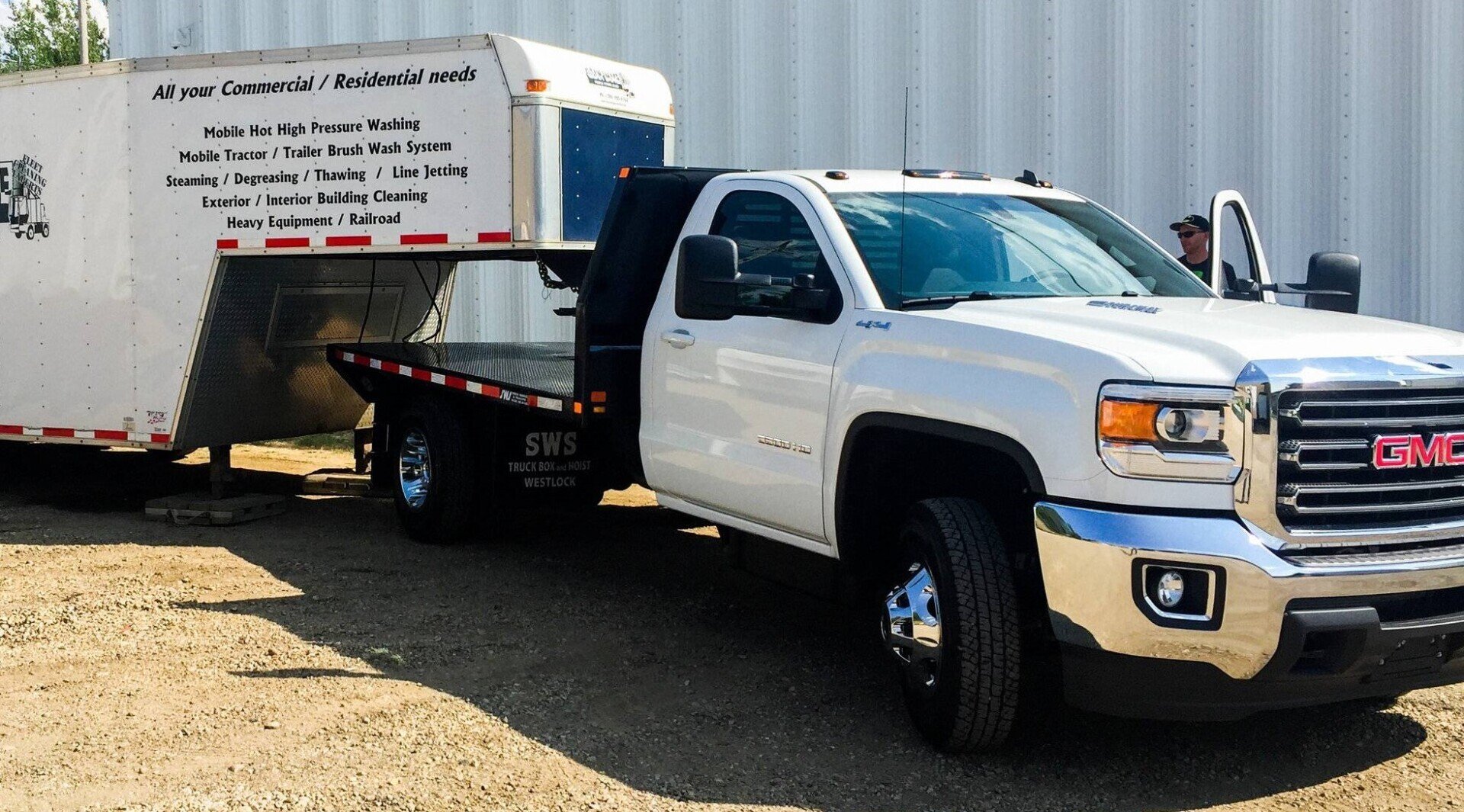 Mobile Pressure Washing Service: Bringing Cleanliness