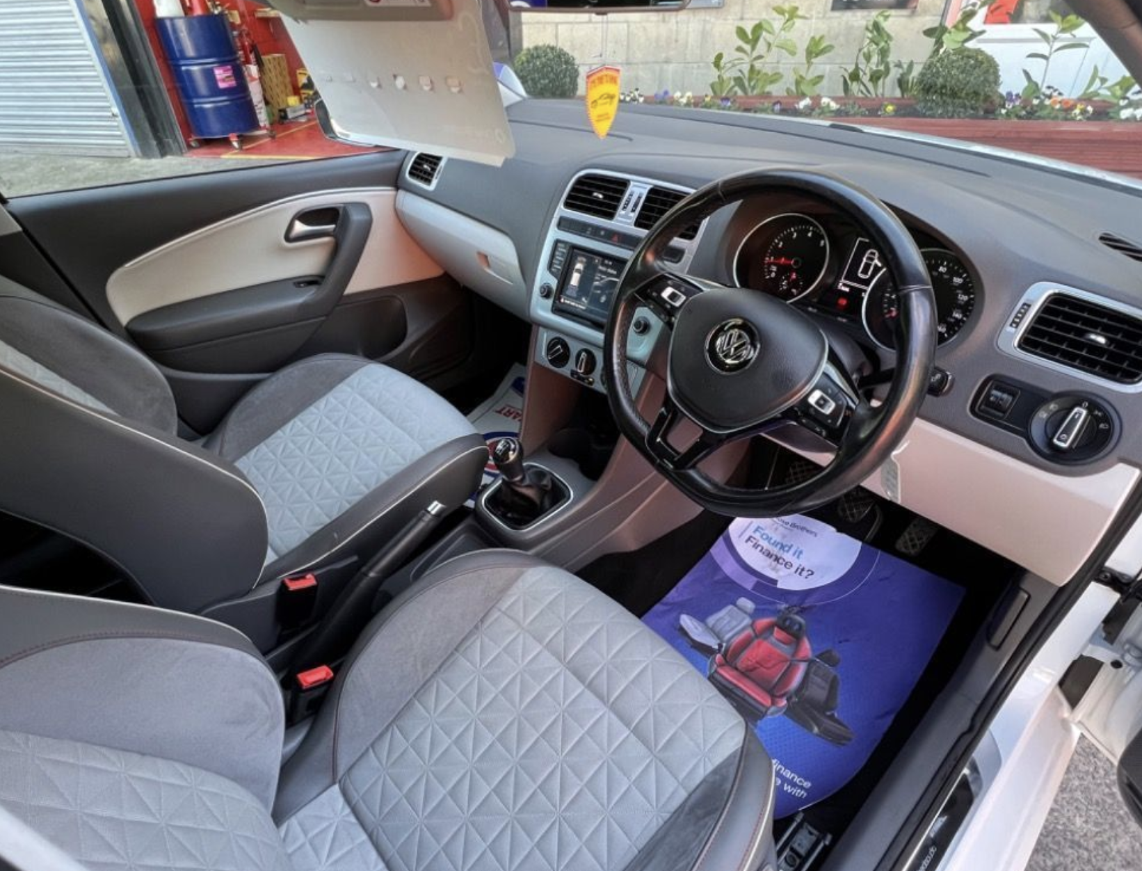 TD Vehicle Sales LTD / Used car sales in Bristol