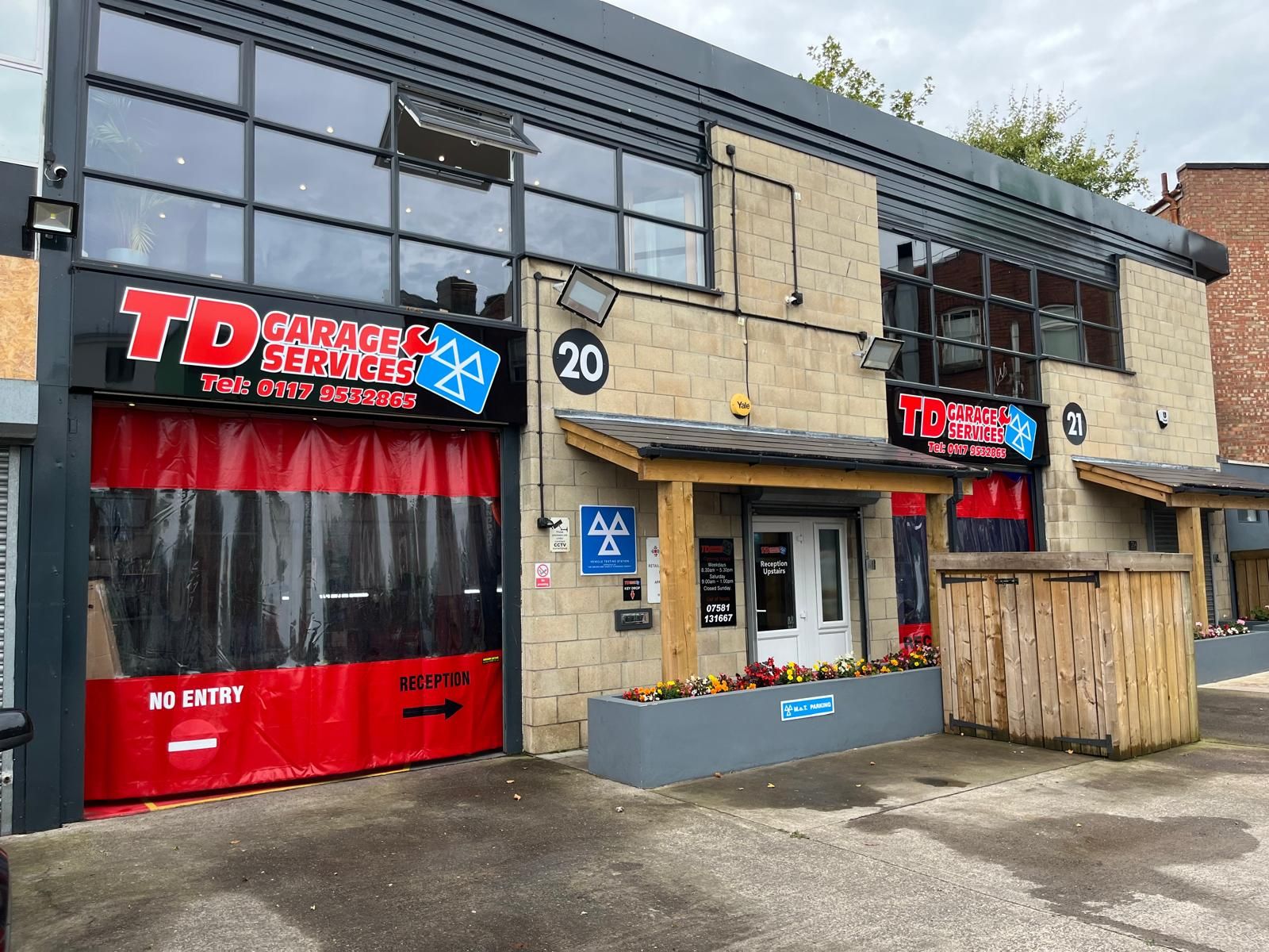 Photos of our garage | TD Garage Services Ltd